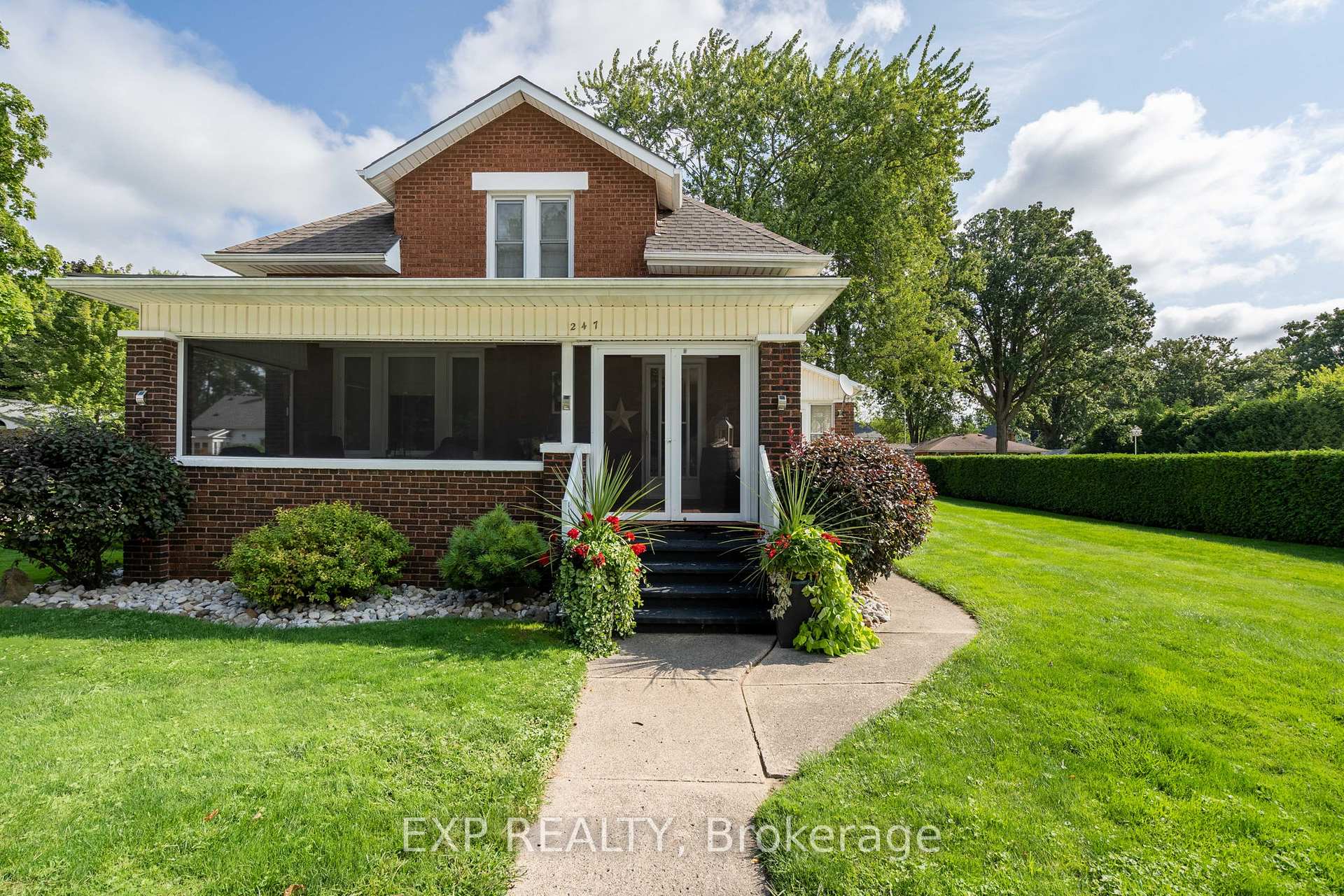 West Elgin Real Estate MLS® Listings & Houses For Sale