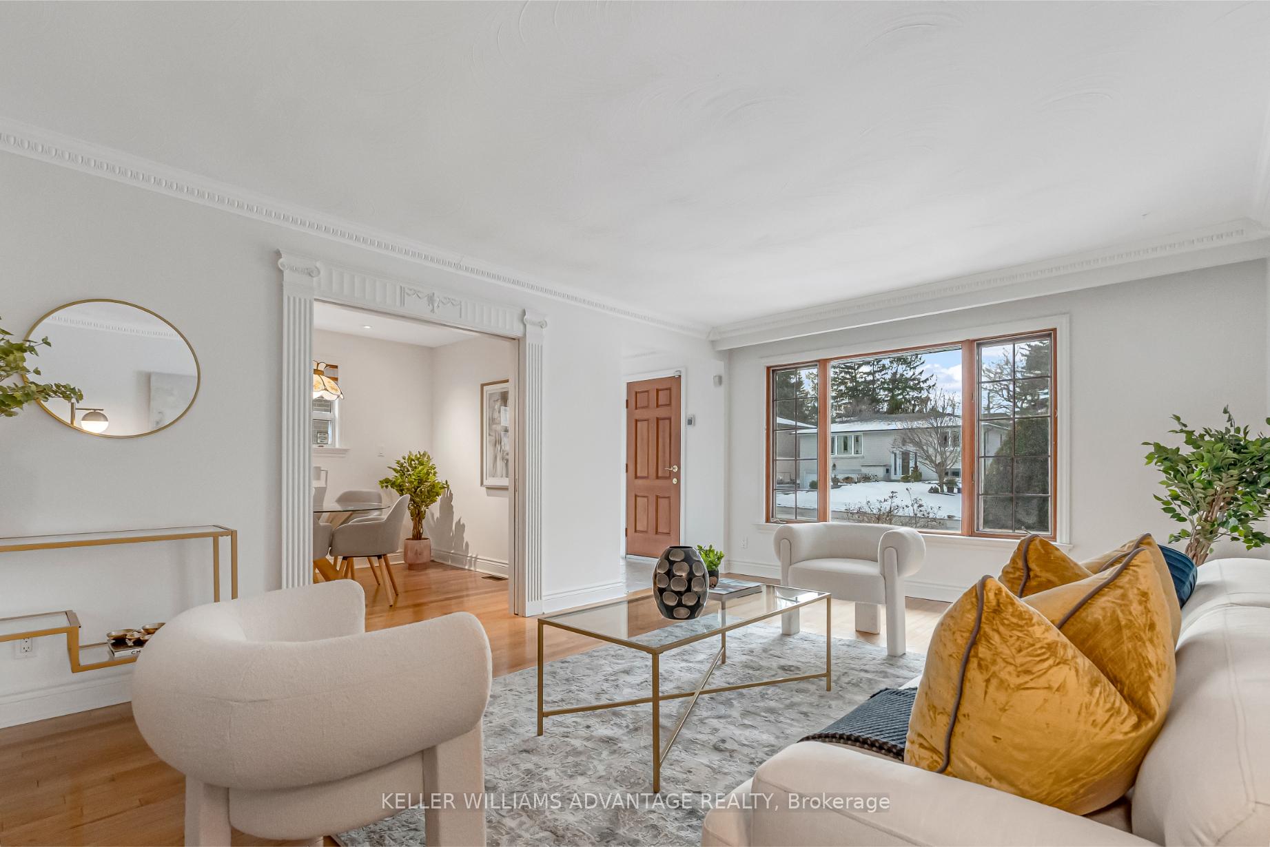 247 Parlette Avenue, Toronto, ON M1C 2S6