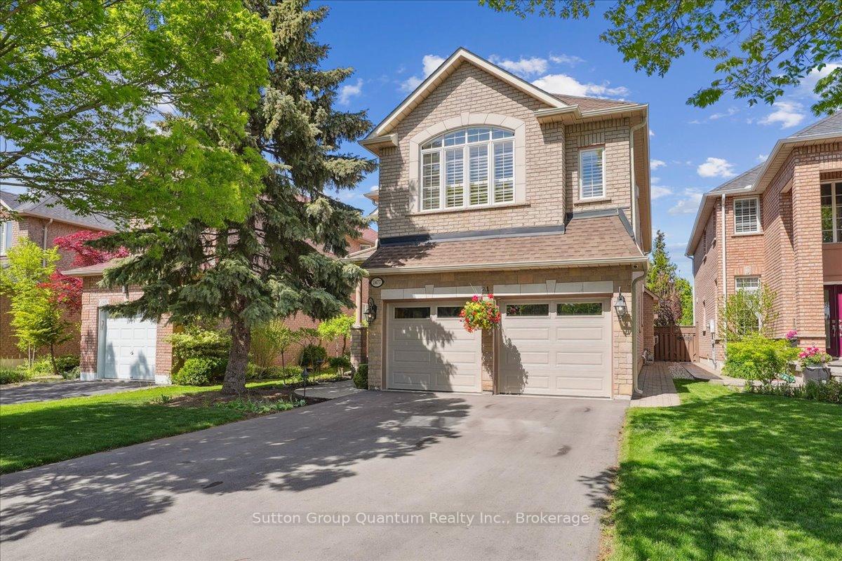 2477 Longridge Crescent, Oakville, ON L6H 6S2