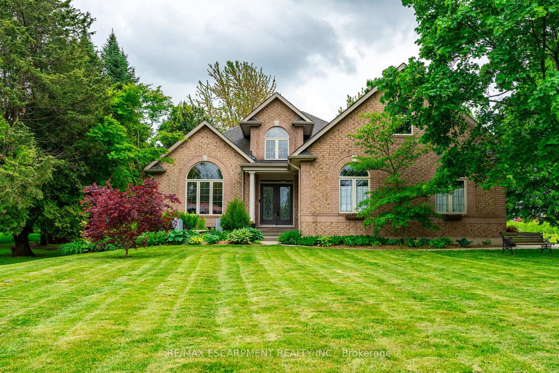 248 4th Concession Road W, Hamilton, ON L8B 1J3