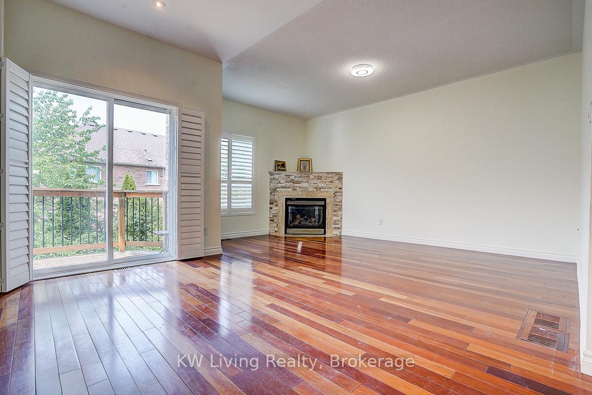 248 Old Colony Road, Richmond Hill, ON L4E 5B9
