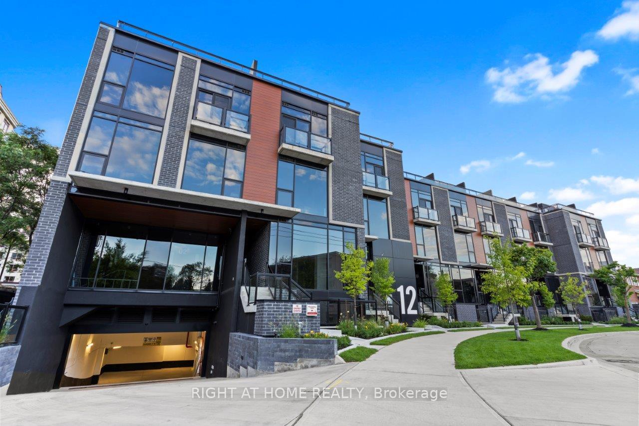 25 - 12 Dervock Crescent, Toronto, ON M2K 1A7