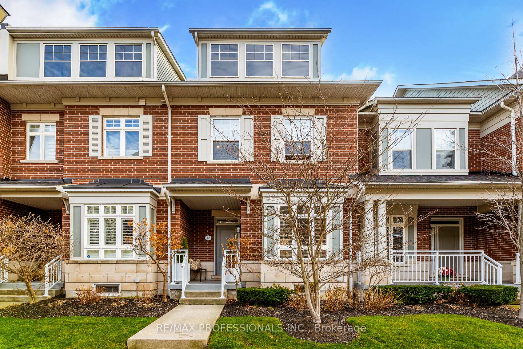 25 - 13 Compass Way, Mississauga, ON L5G 4T8
