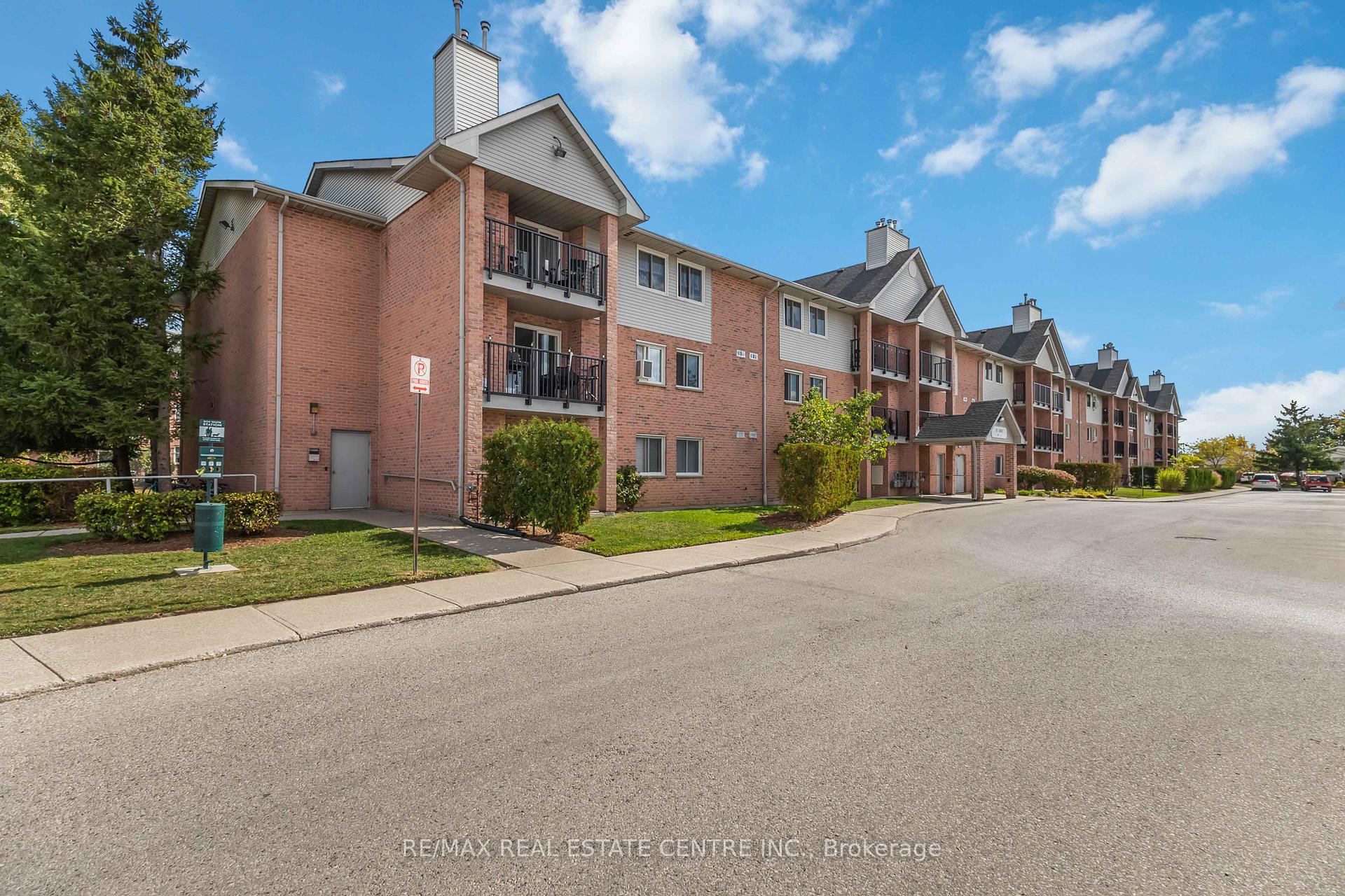 25 - 140 CONWAY Drive, London South, ON N6E 3N2