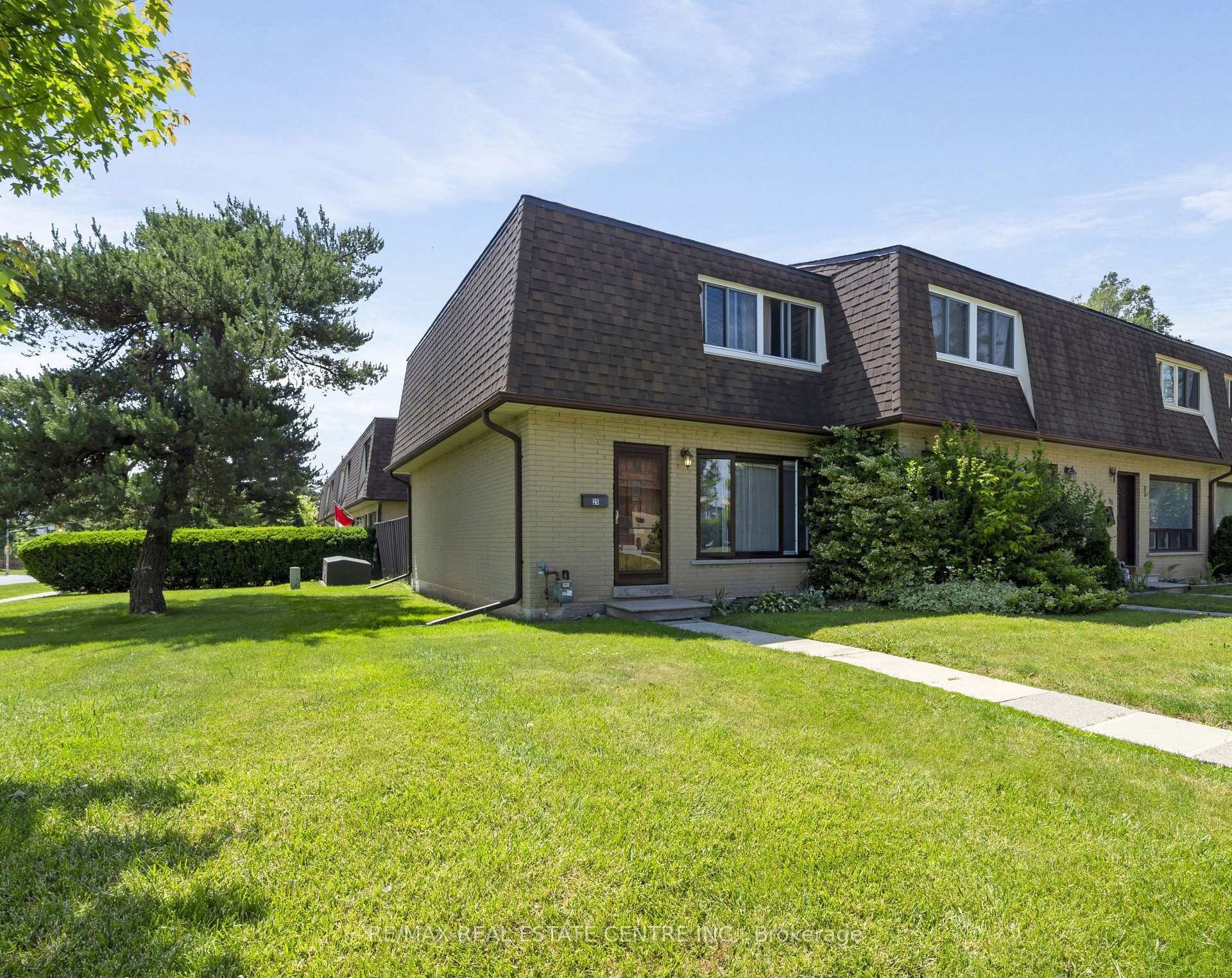 25 - 20 Mountainview Road S, Halton Hills, ON L7G 4K3