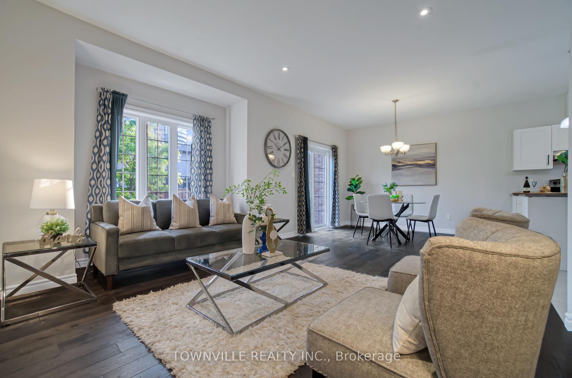 25 - 2910 Tokala Trail, London North, ON N6G 0T9