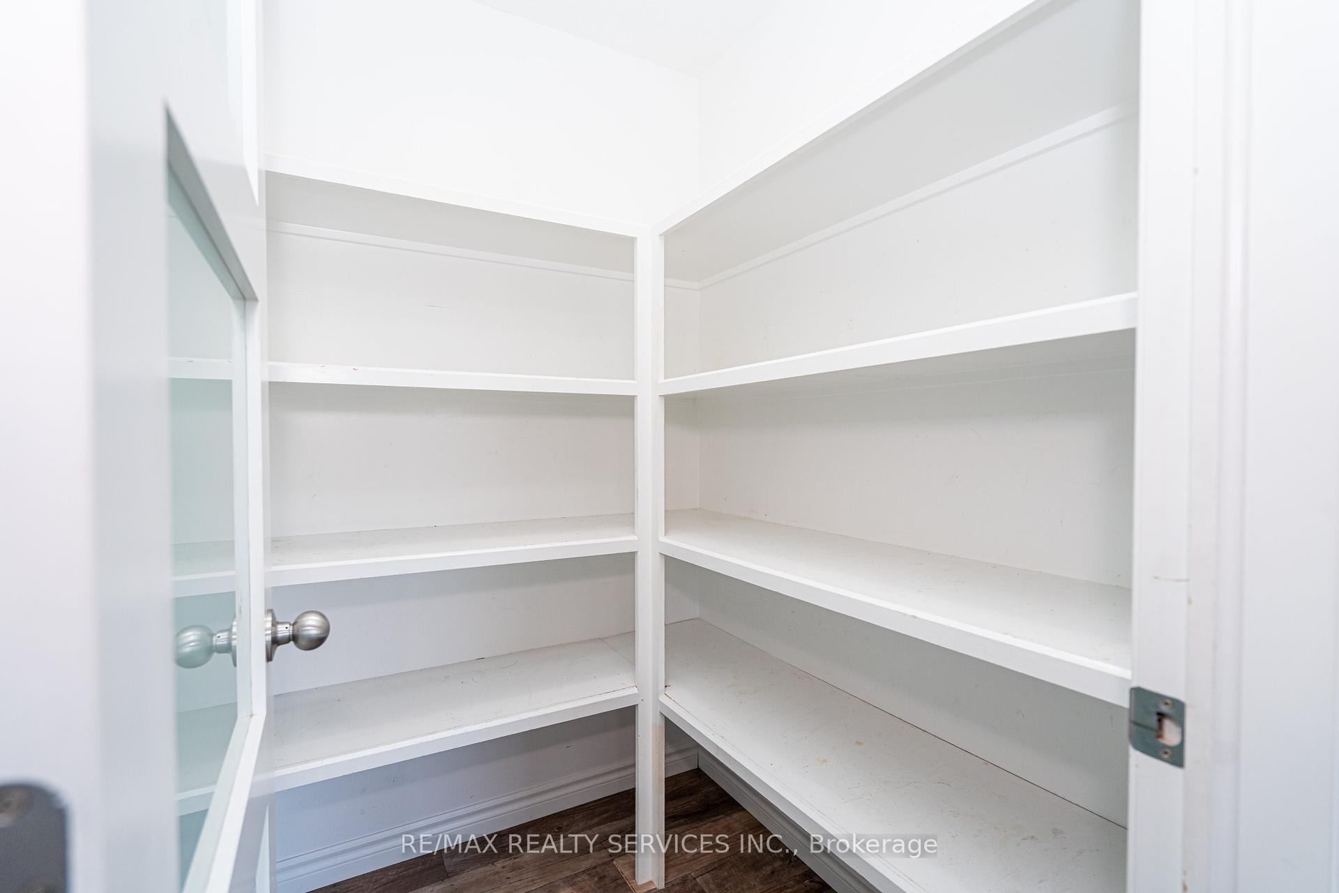 25 ACORN Trail, St. Thomas, ON N5R 0H5