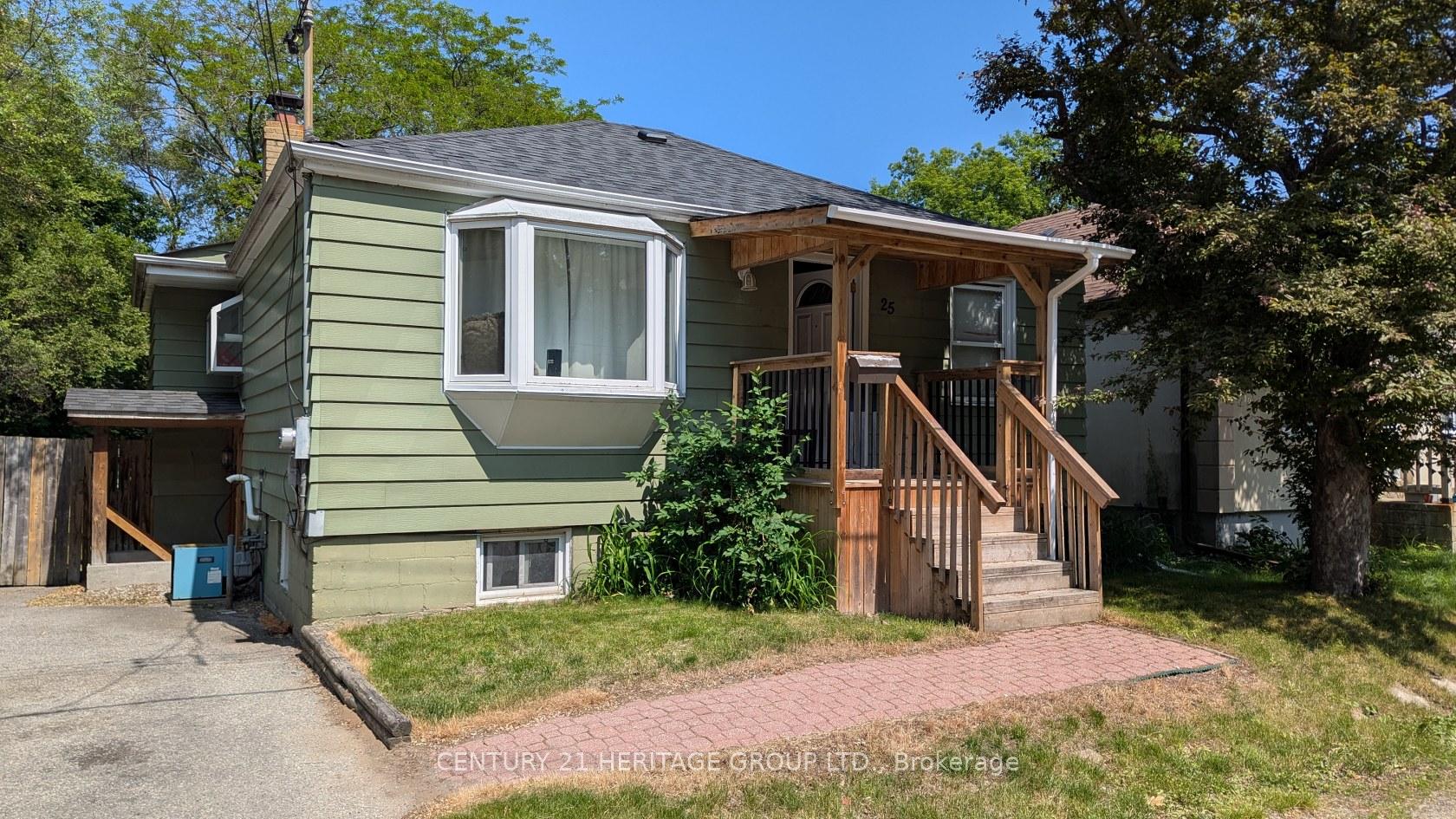 25 Bush Drive, Toronto, ON M1C 1G7