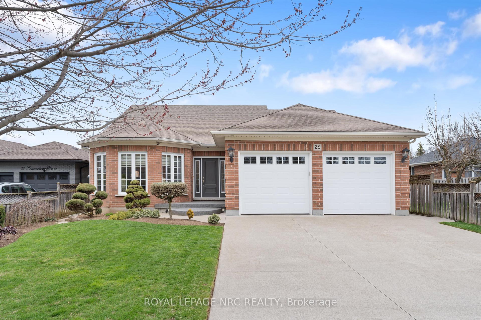 25 Kenworth Drive, St. Catharines, ON L2M 4S4