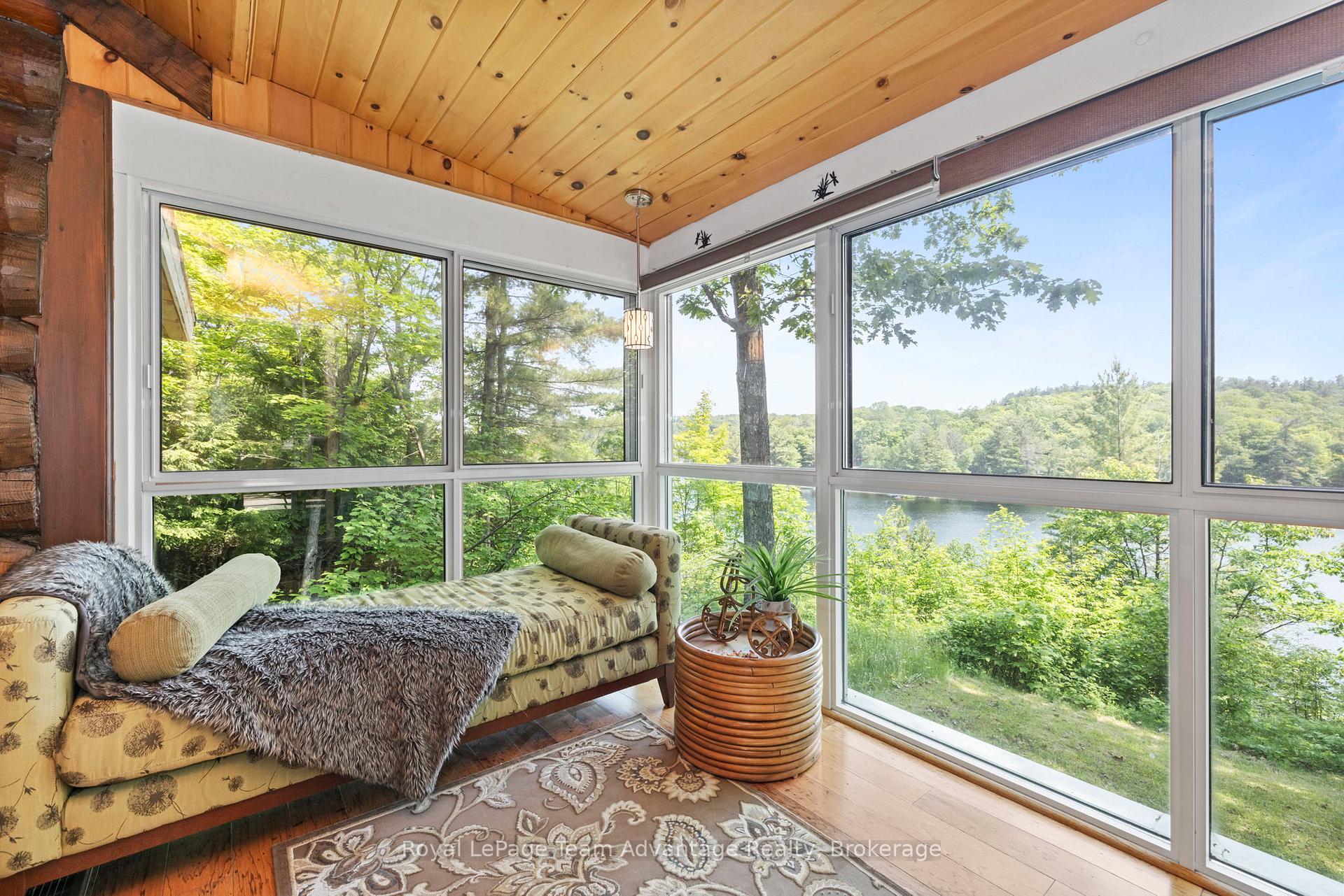 25 Limbert Lane N, McDougall, ON P2A 2W9