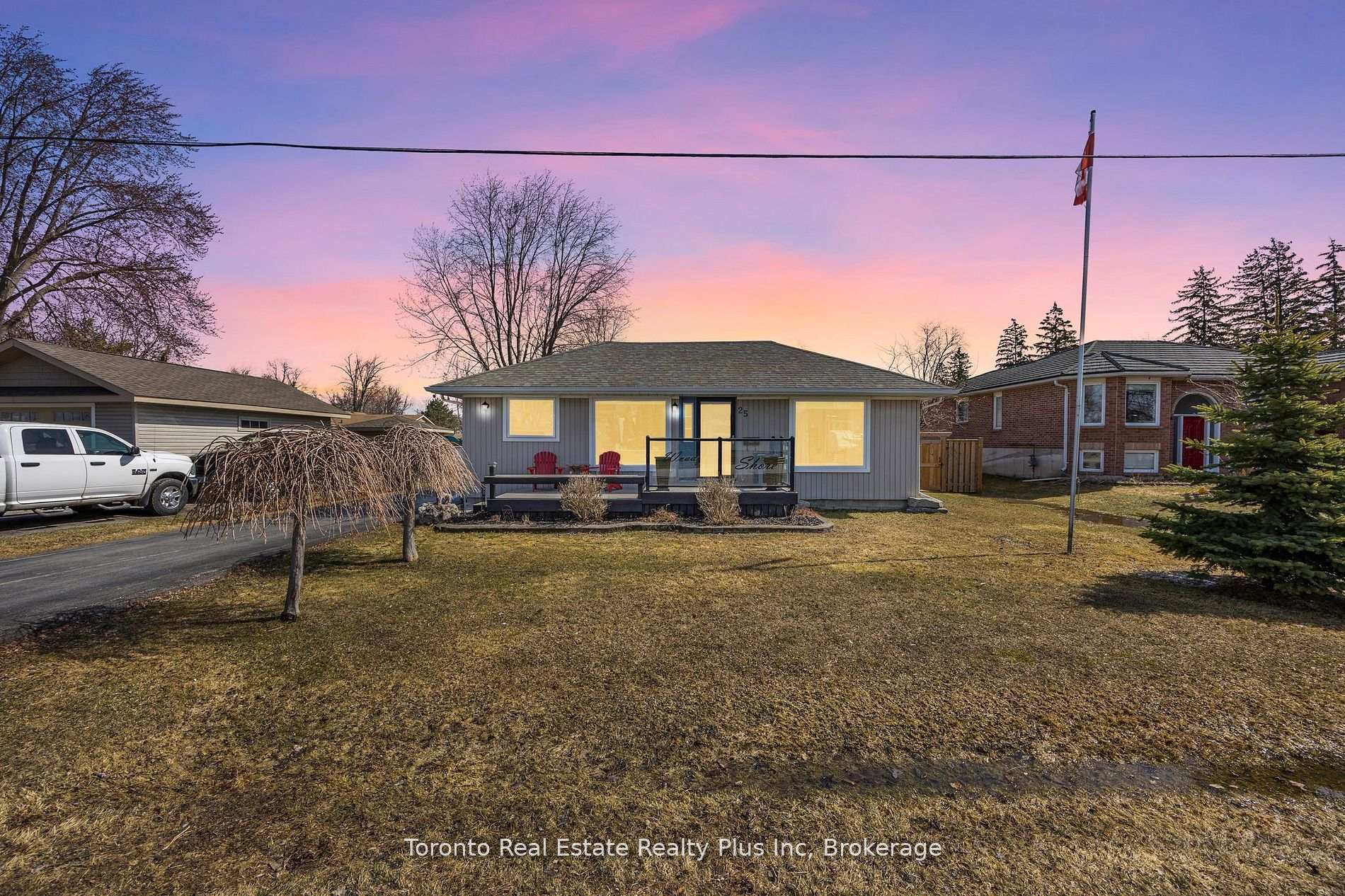 25 Windy Shore Drive, Georgina, ON L4P 1N1