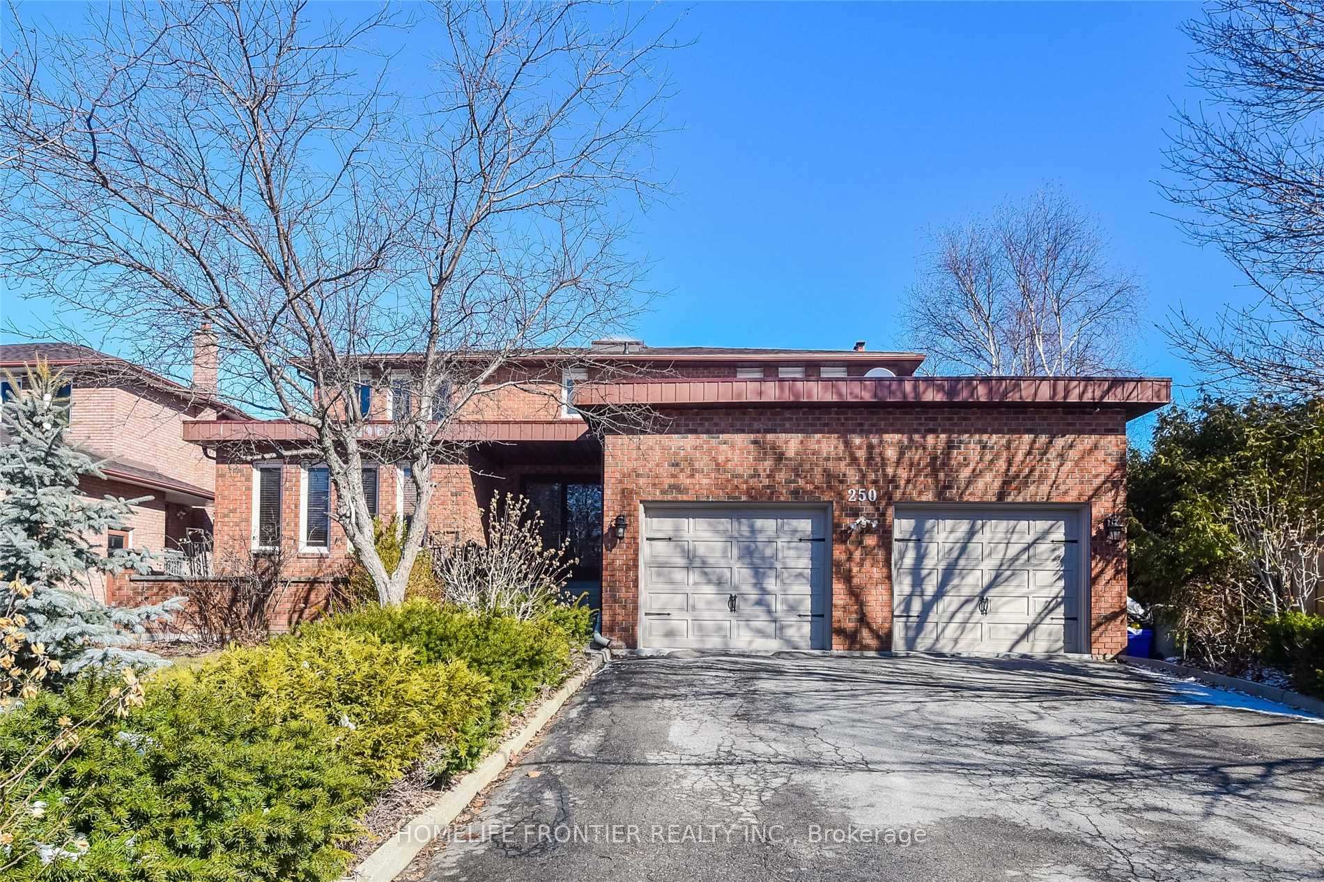 Bsmt A - 250 Weldrick Road W, Richmond Hill, ON L4C 3V3