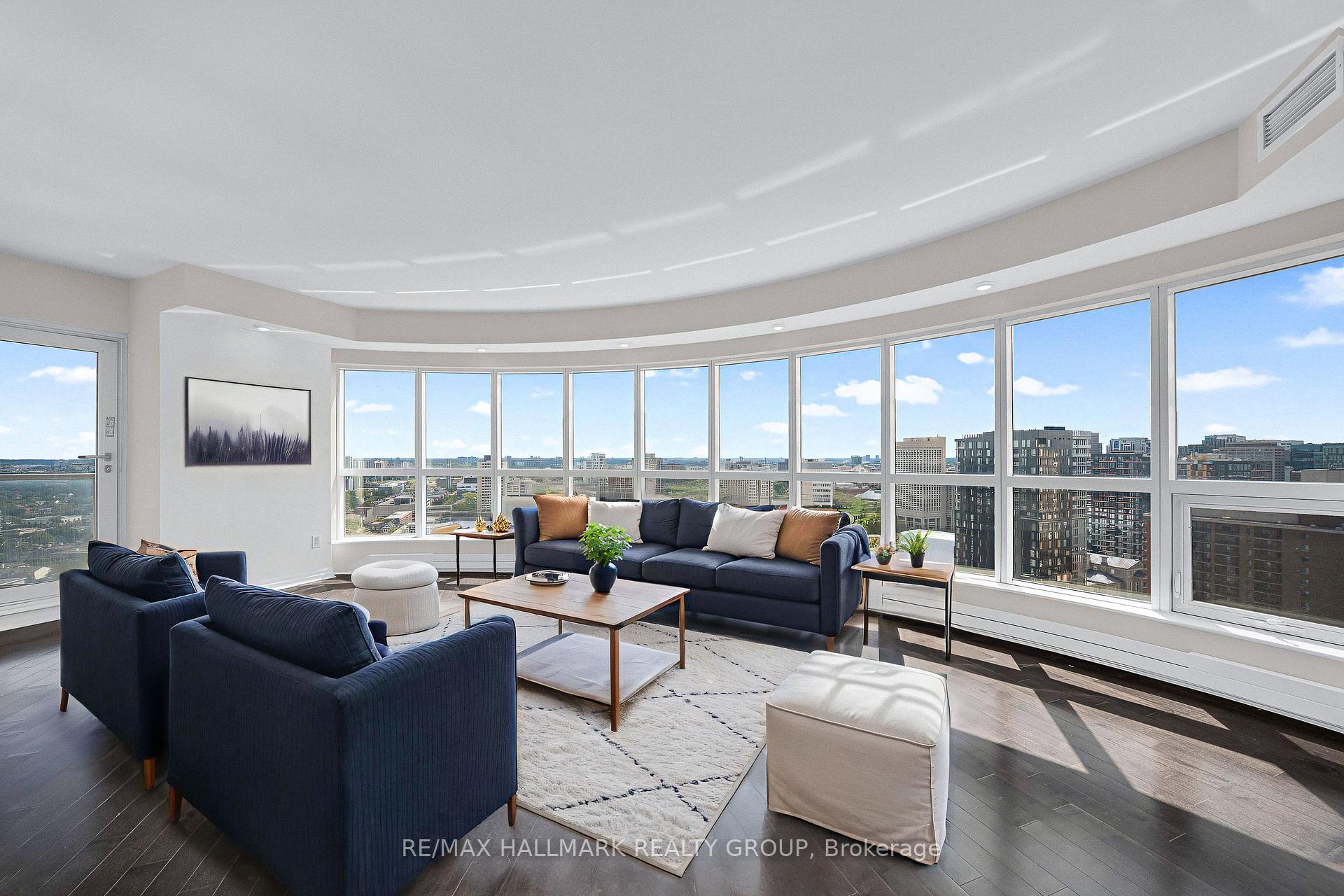 2501 - 195 BESSERER Street, Lower Town - Sandy Hill, ON K1N 0B6