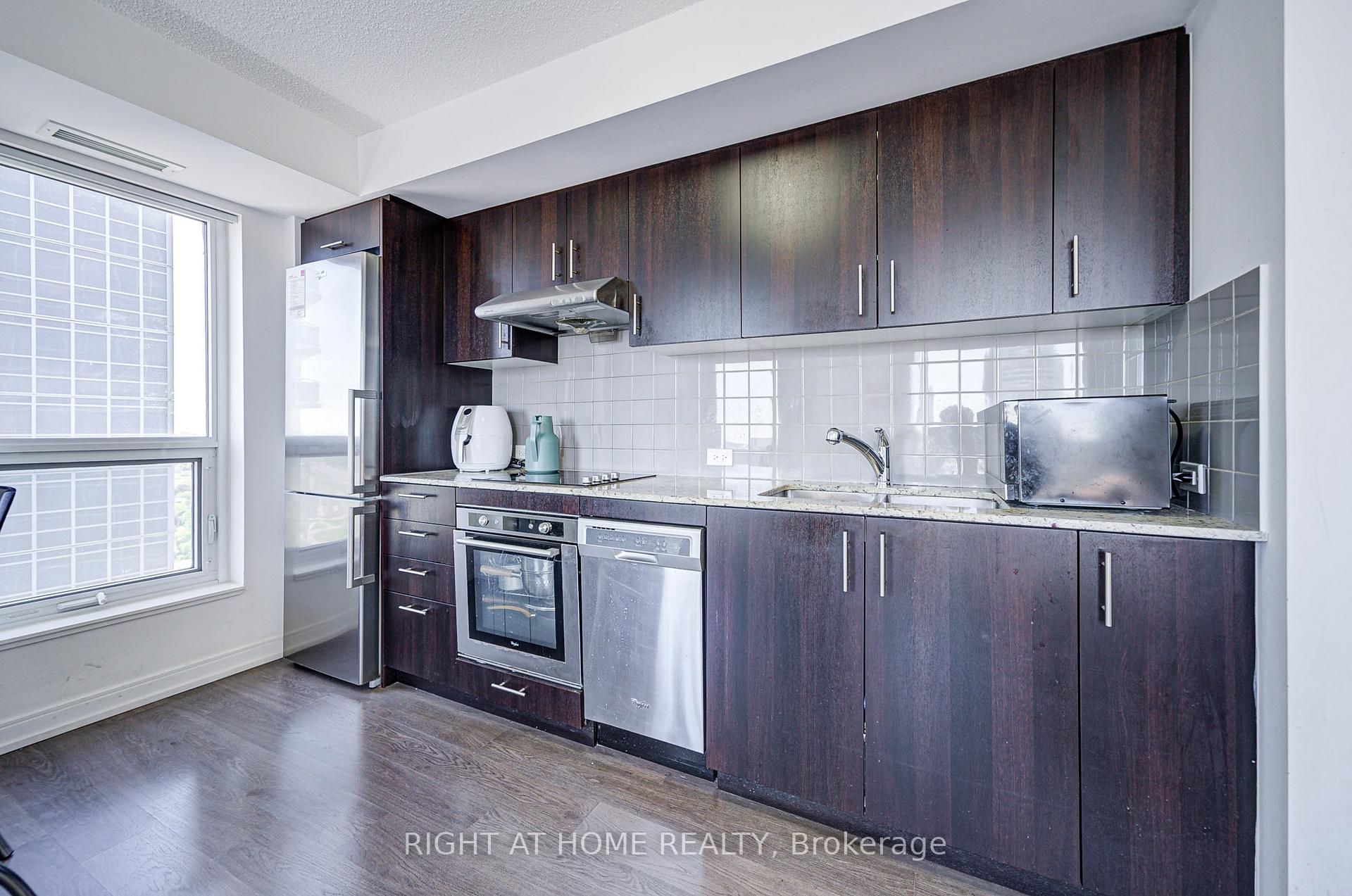 2503 - 255 Village Green Square, Toronto, ON M1S 0L3