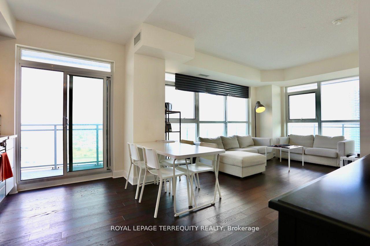 2504 - 33 Shore Breeze Drive, Toronto, ON M8V 1A1