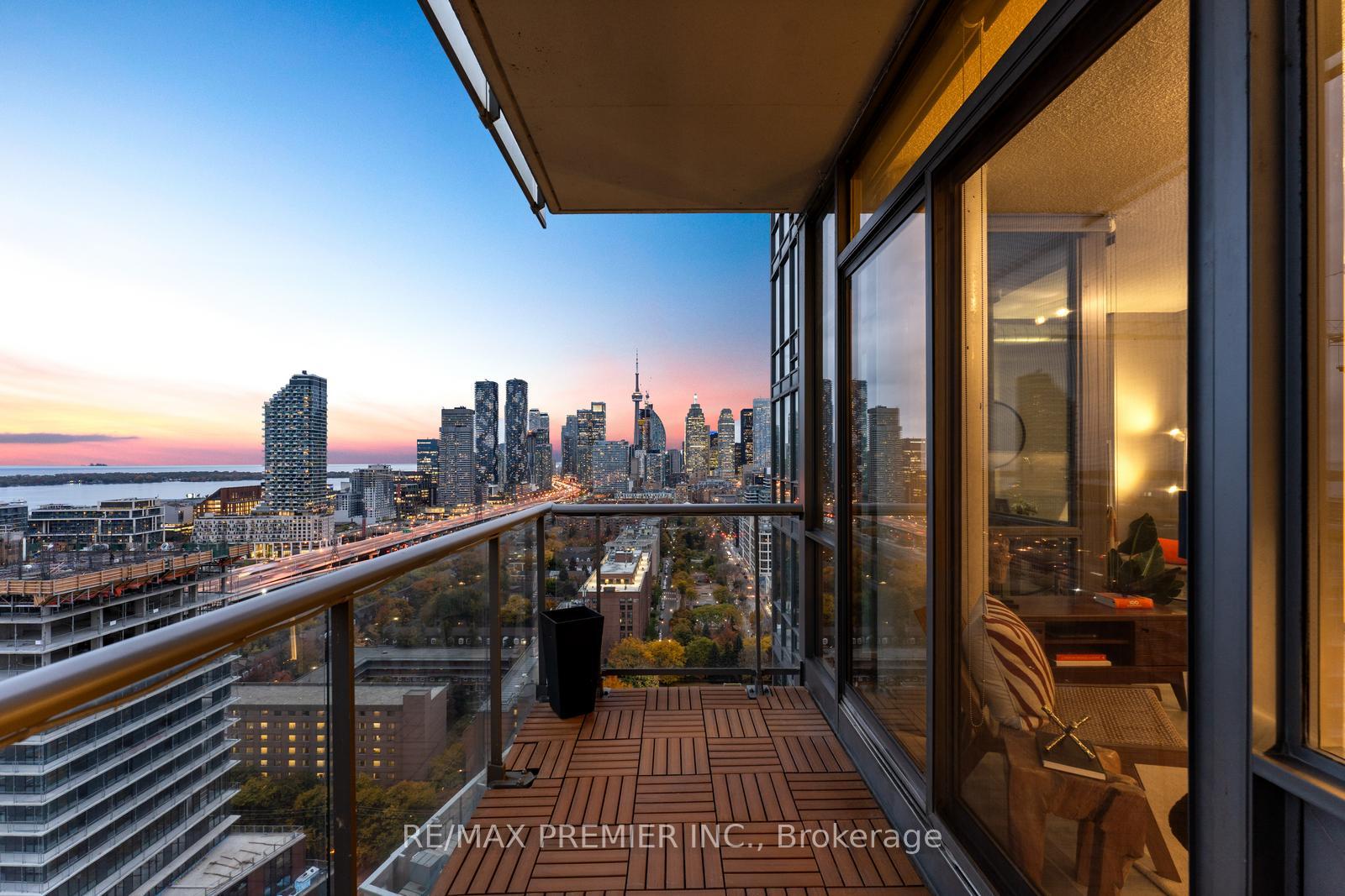 2506 - 33 Mill Street, Toronto, ON M5A 3R3