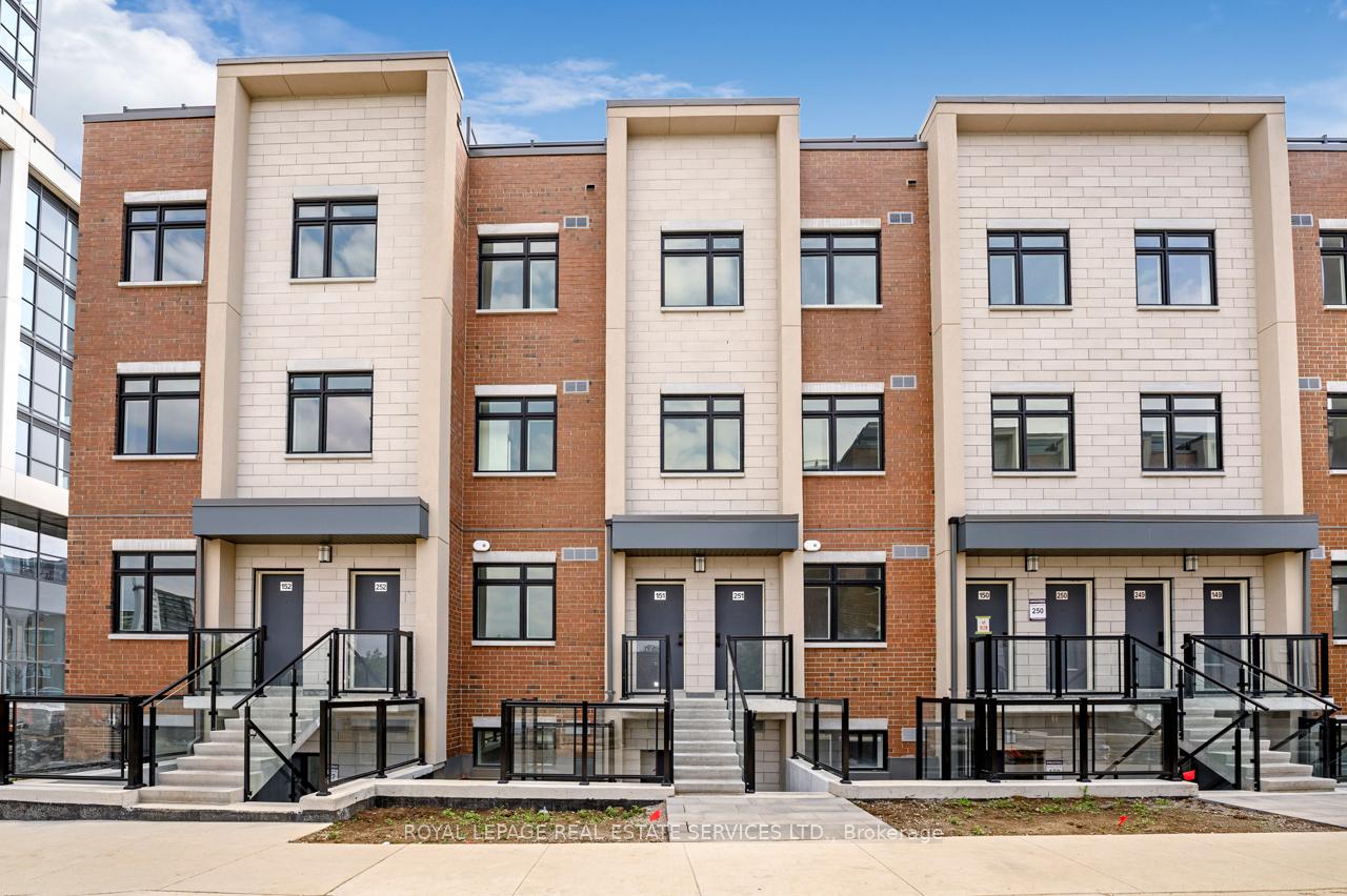 251 - 1075 Douglas McCurdy Common, Mississauga, ON L5G 0C6