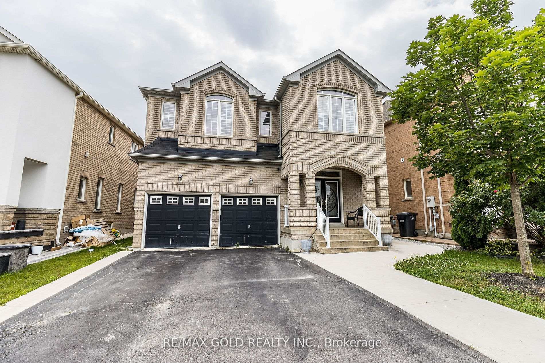 251 Father Tobin Road, Brampton, ON L6R 0N9