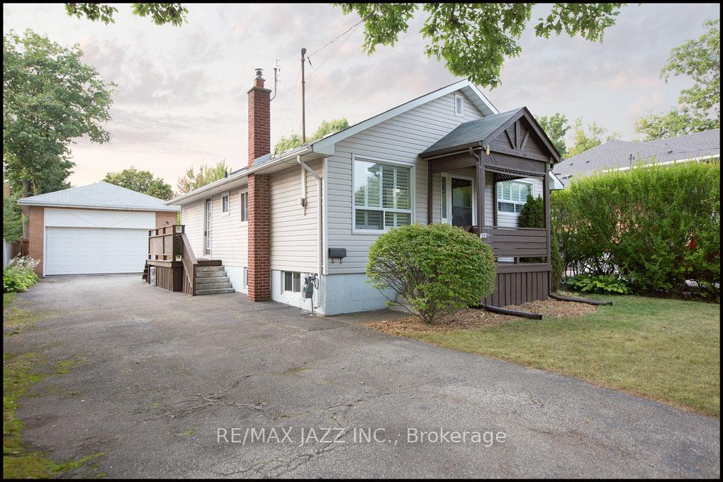 251 Troy Street, Mississauga, ON L5G 1S9