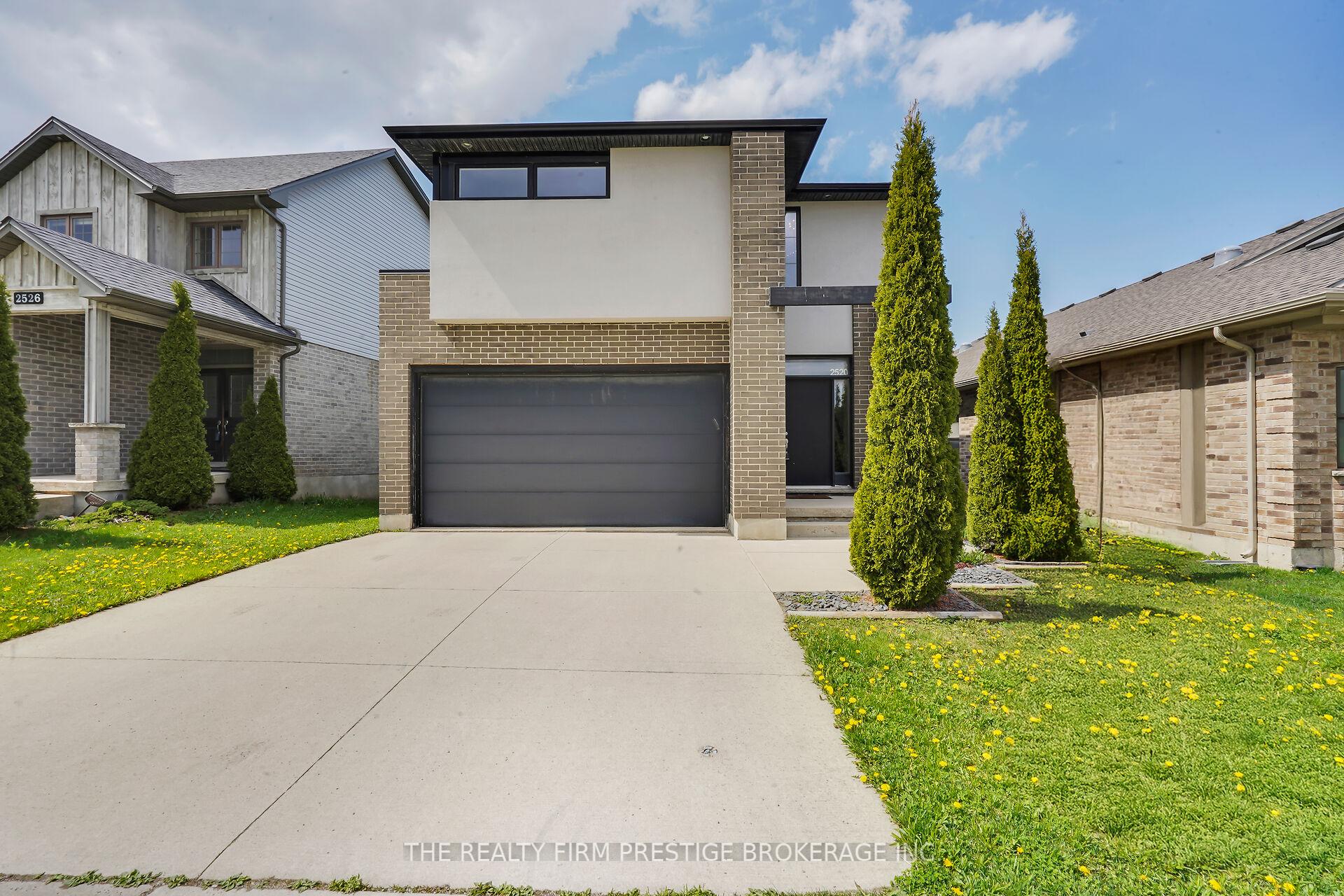 2520 Tokala Trail, London North, ON N6G 5B4