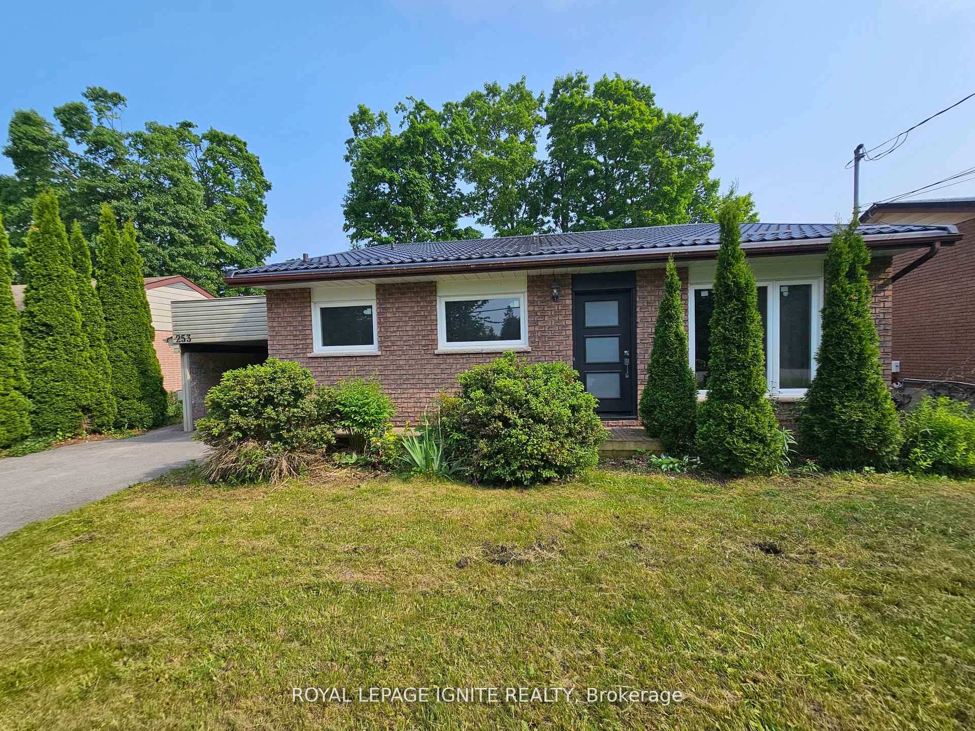 253 WOODLAND Drive N, Selwyn, ON K9L 1P2