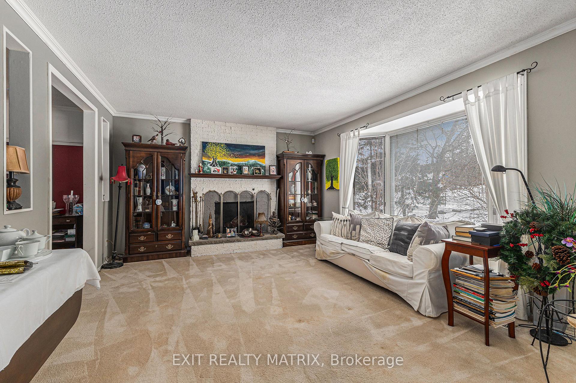 2535 Third Street, Orleans - Cumberland and Area, ON K4C 1C6