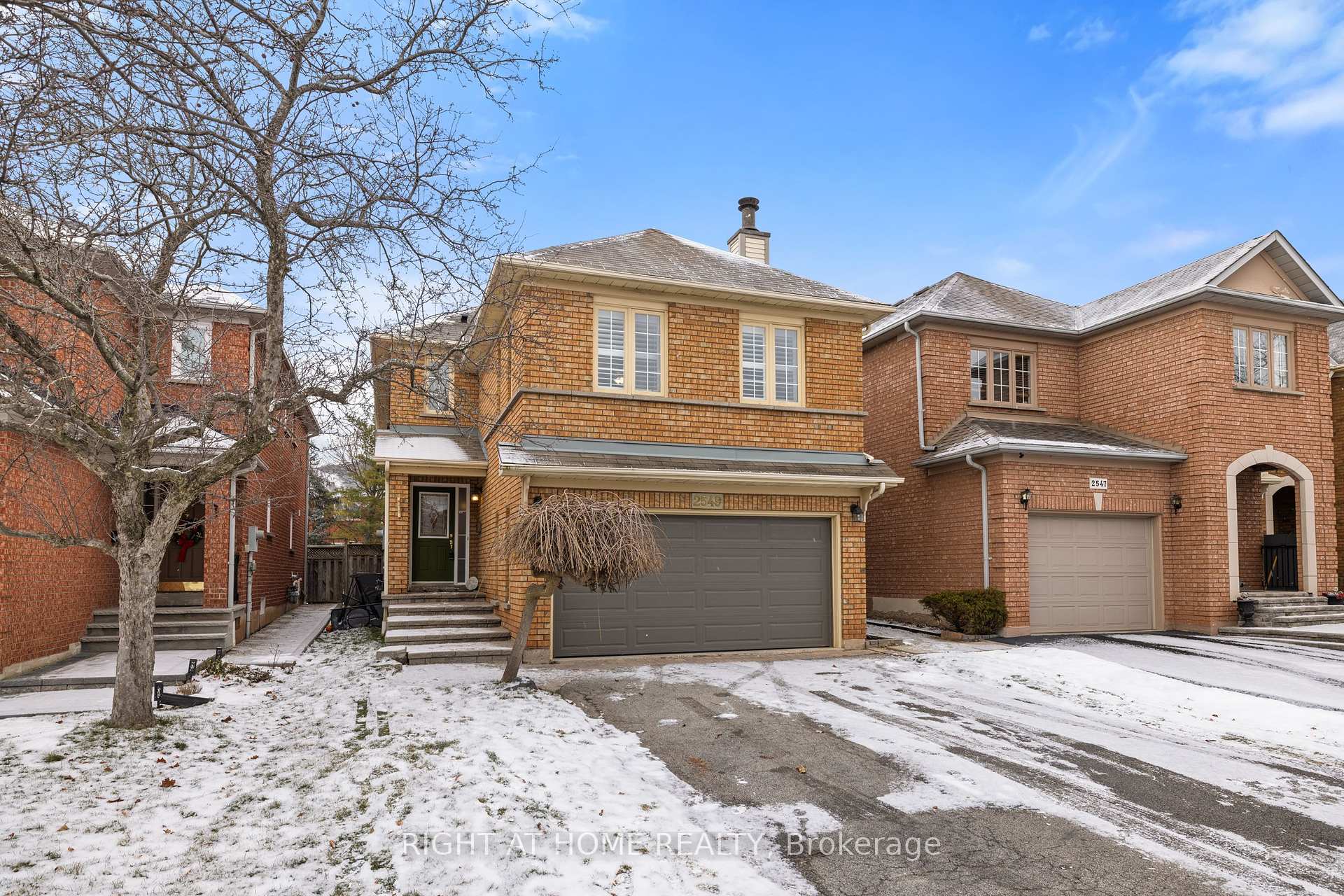 2549 Scarth Court, Mississauga, ON L5M 5L2