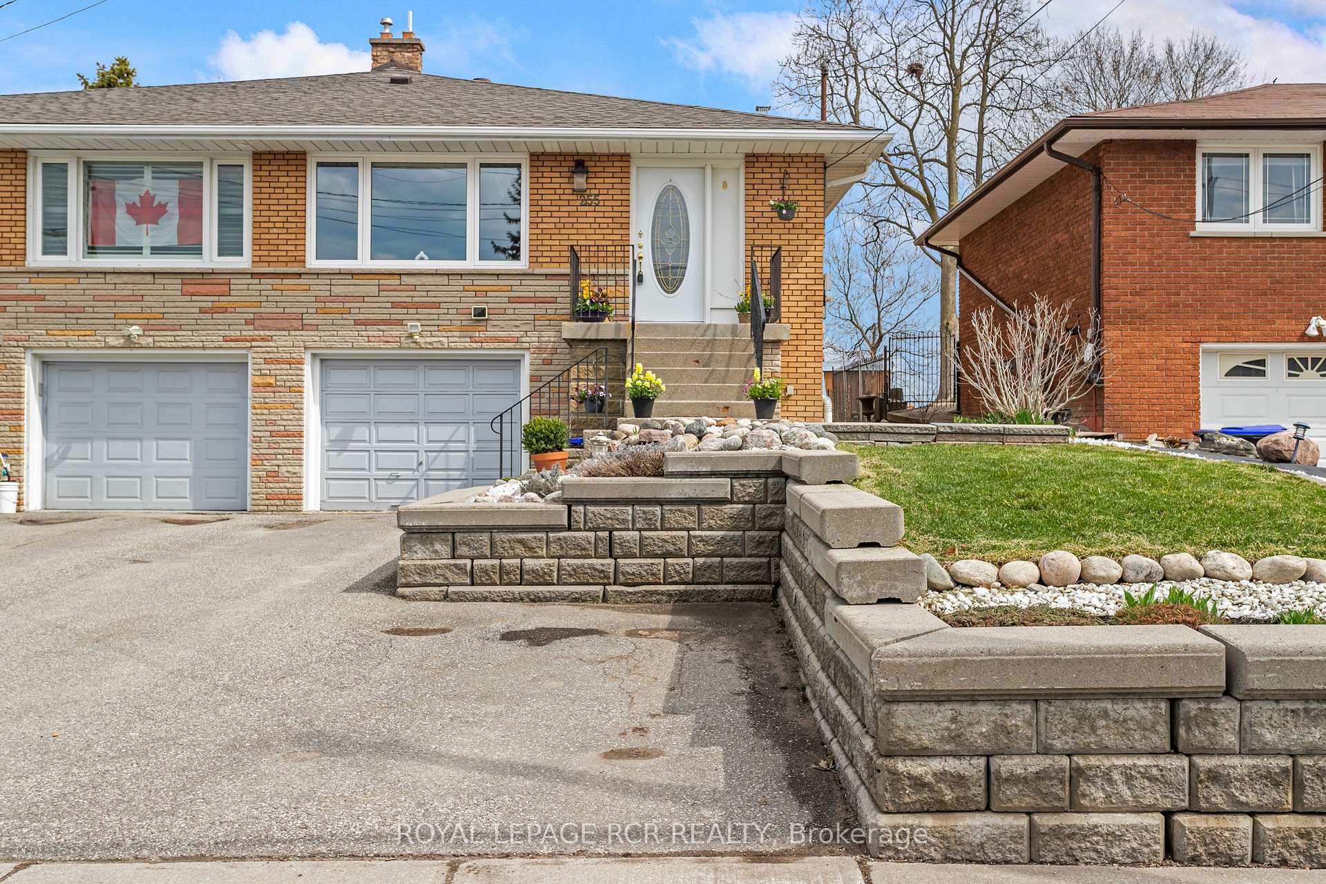 255 Simcoe Road, Bradford West Gwillimbury, ON L3Z 1Z1
