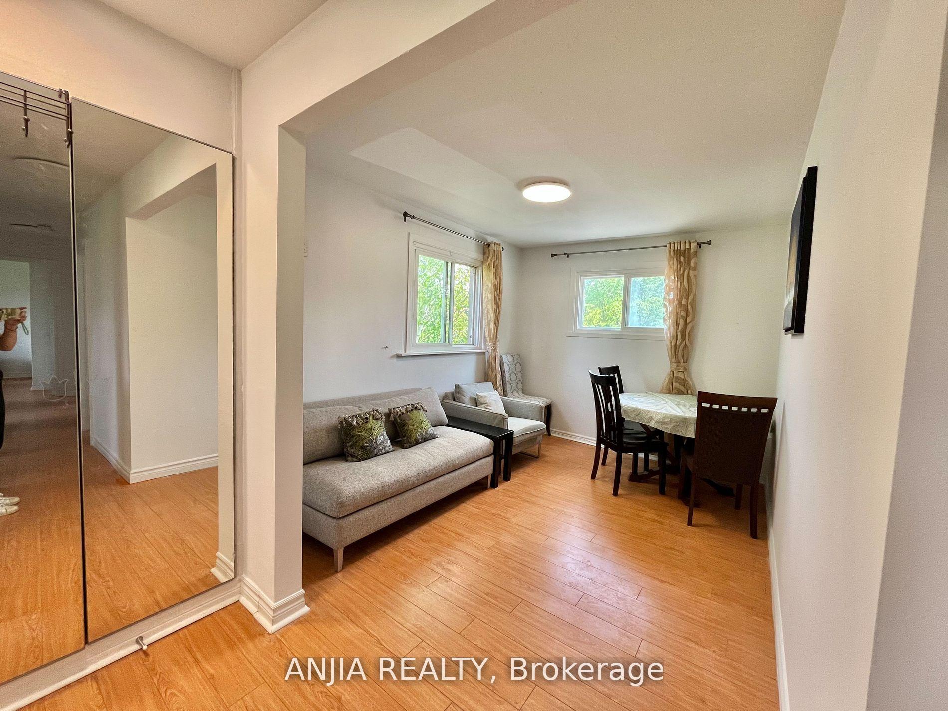 unit 1 - 256 Homewood Avenue, Toronto, ON M2R 2N3