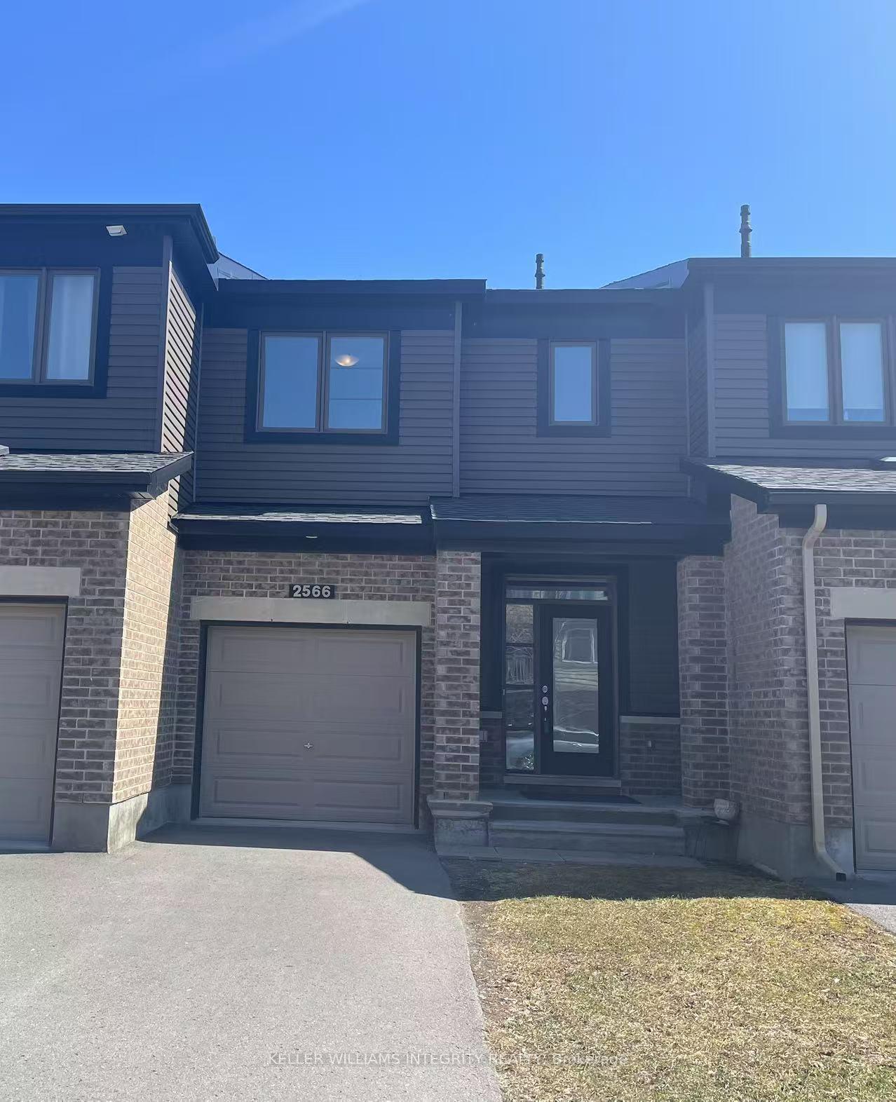 2566 Waterlilly Way, Barrhaven, ON K2J 0K6