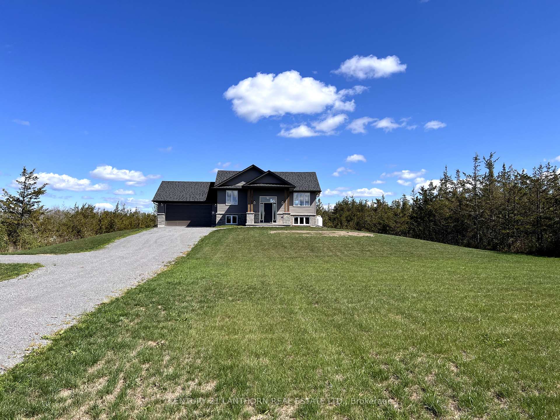 2567 County Road 5 Road, Prince Edward County, ON K0K 2T0
