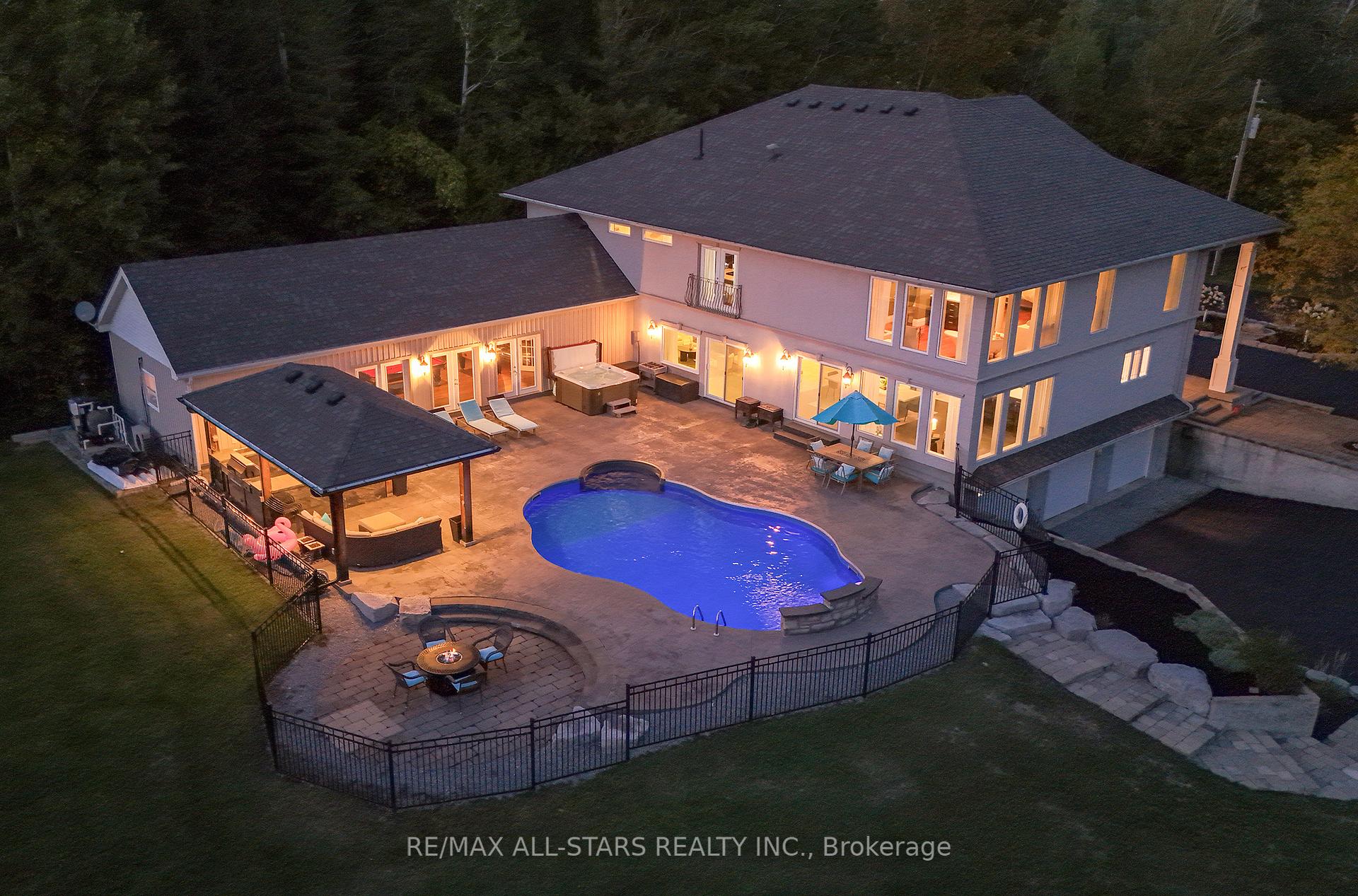 25956 Mccowan Road, Georgina, ON L0E 1R0