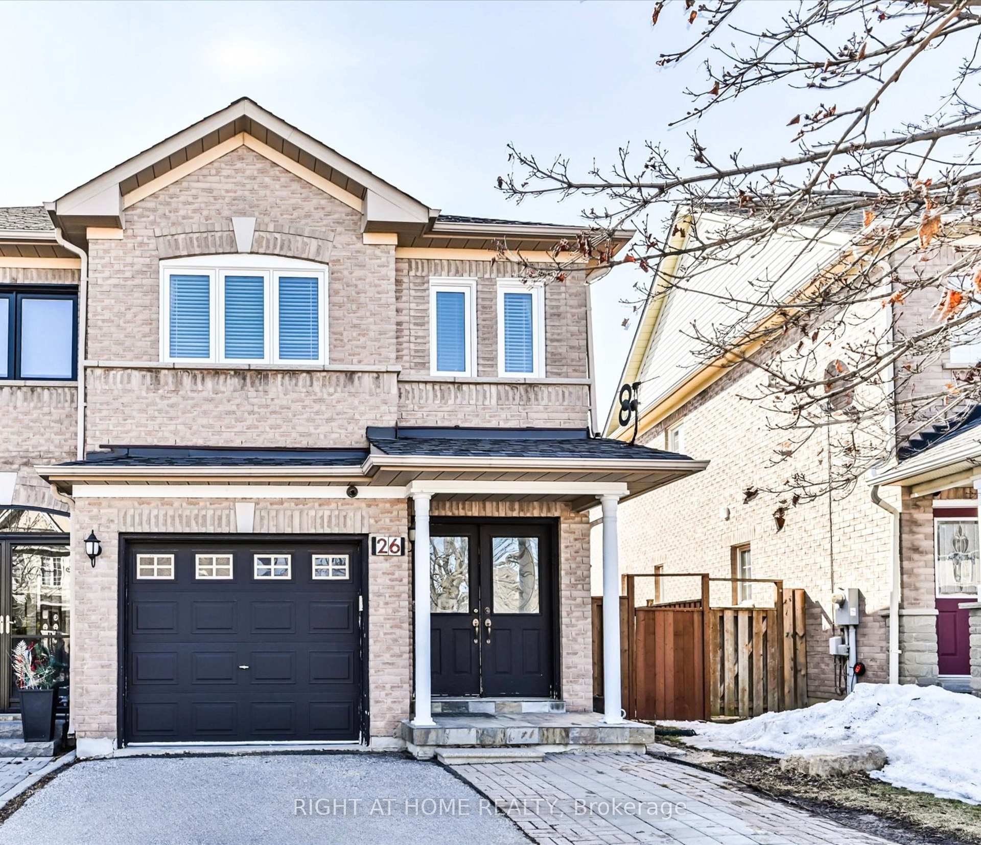 26 Benjamin Hood Crescent, Vaughan, ON L4K 5M3