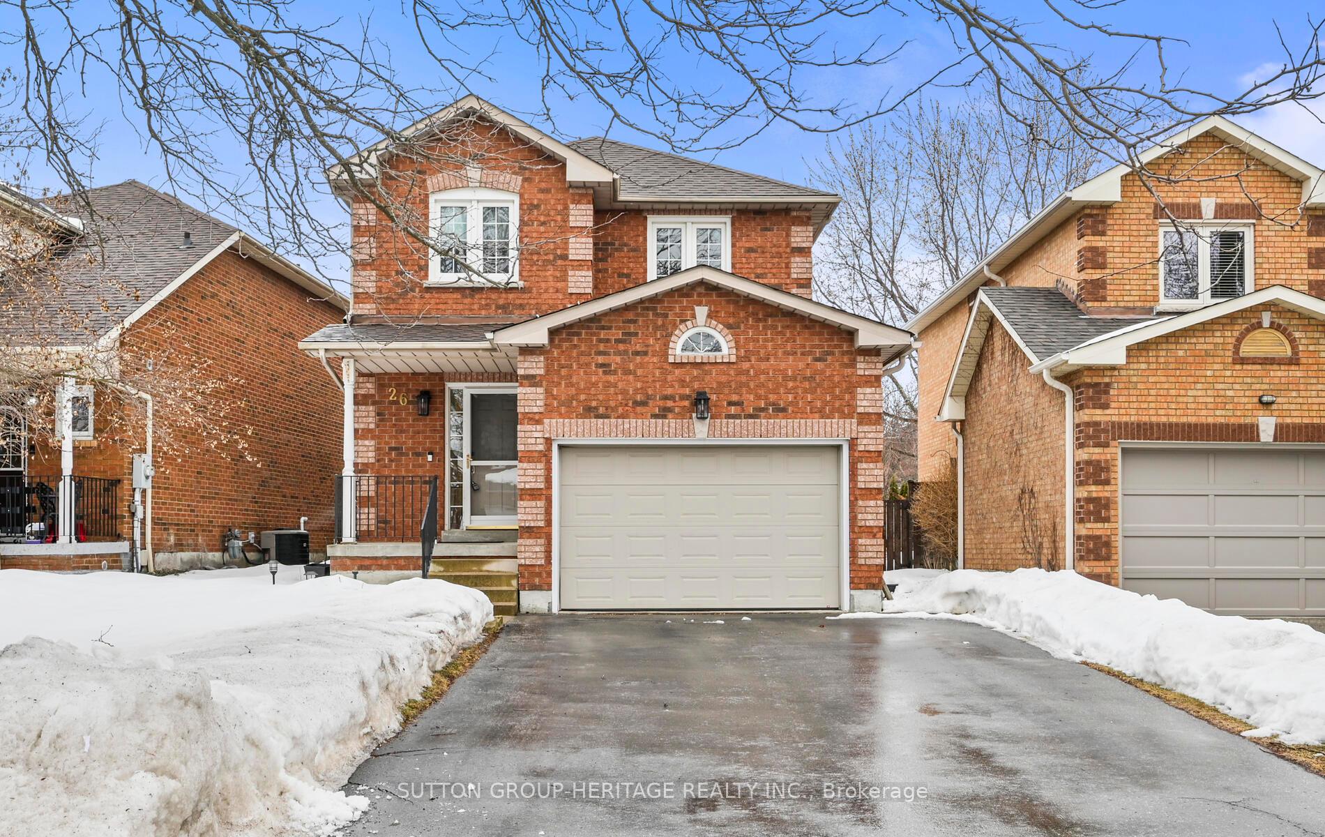 26 Glenmore Drive, Whitby, ON L1N 9J8