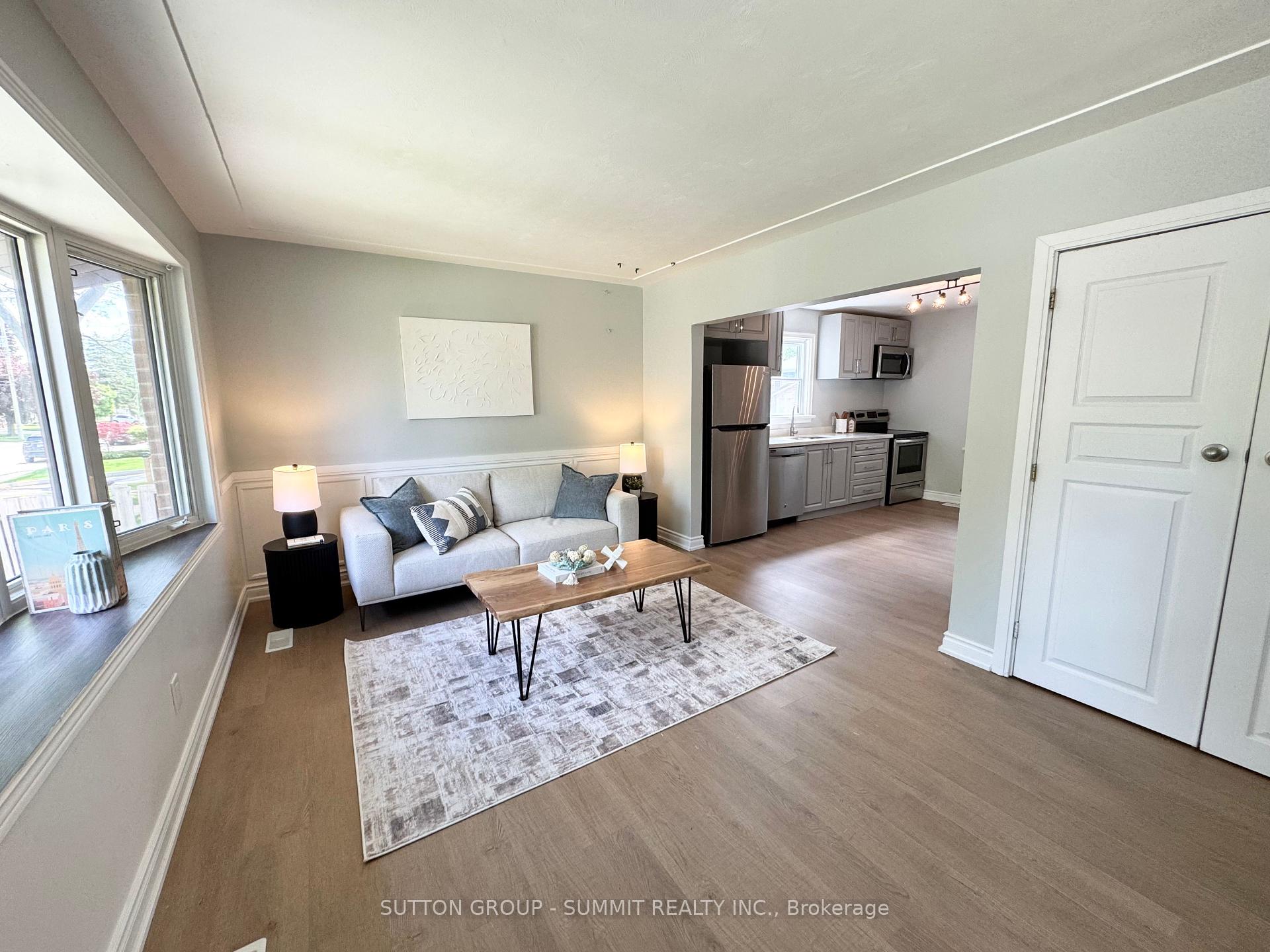 26 Grandfield Street, Hamilton, ON L8T 2H2