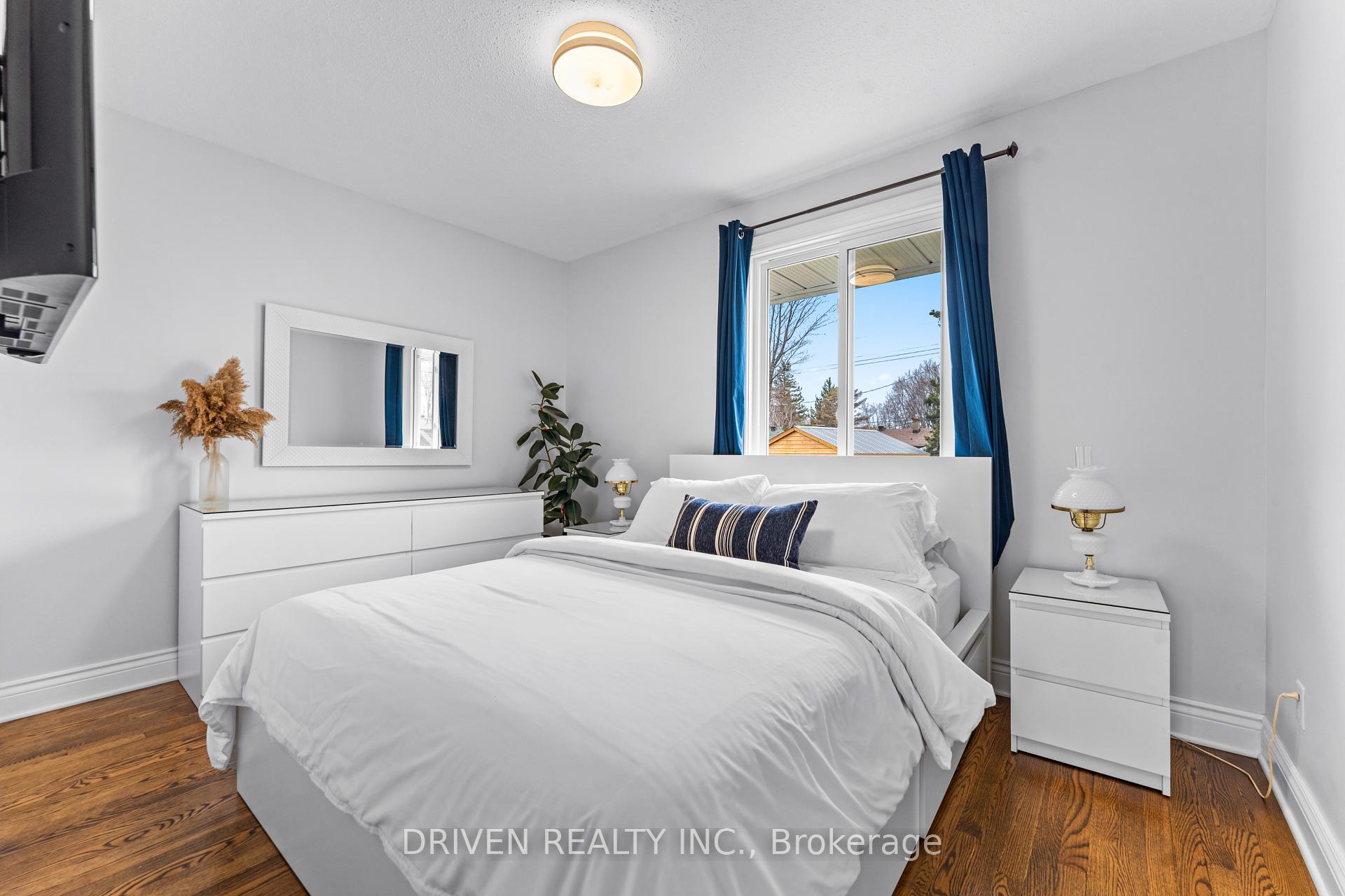 26 Horner Drive, Crystal Bay - Rocky Point - Bayshore, ON K2H 5E7