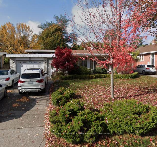 26 Larkfield Drive, Toronto, ON M3B 2H1