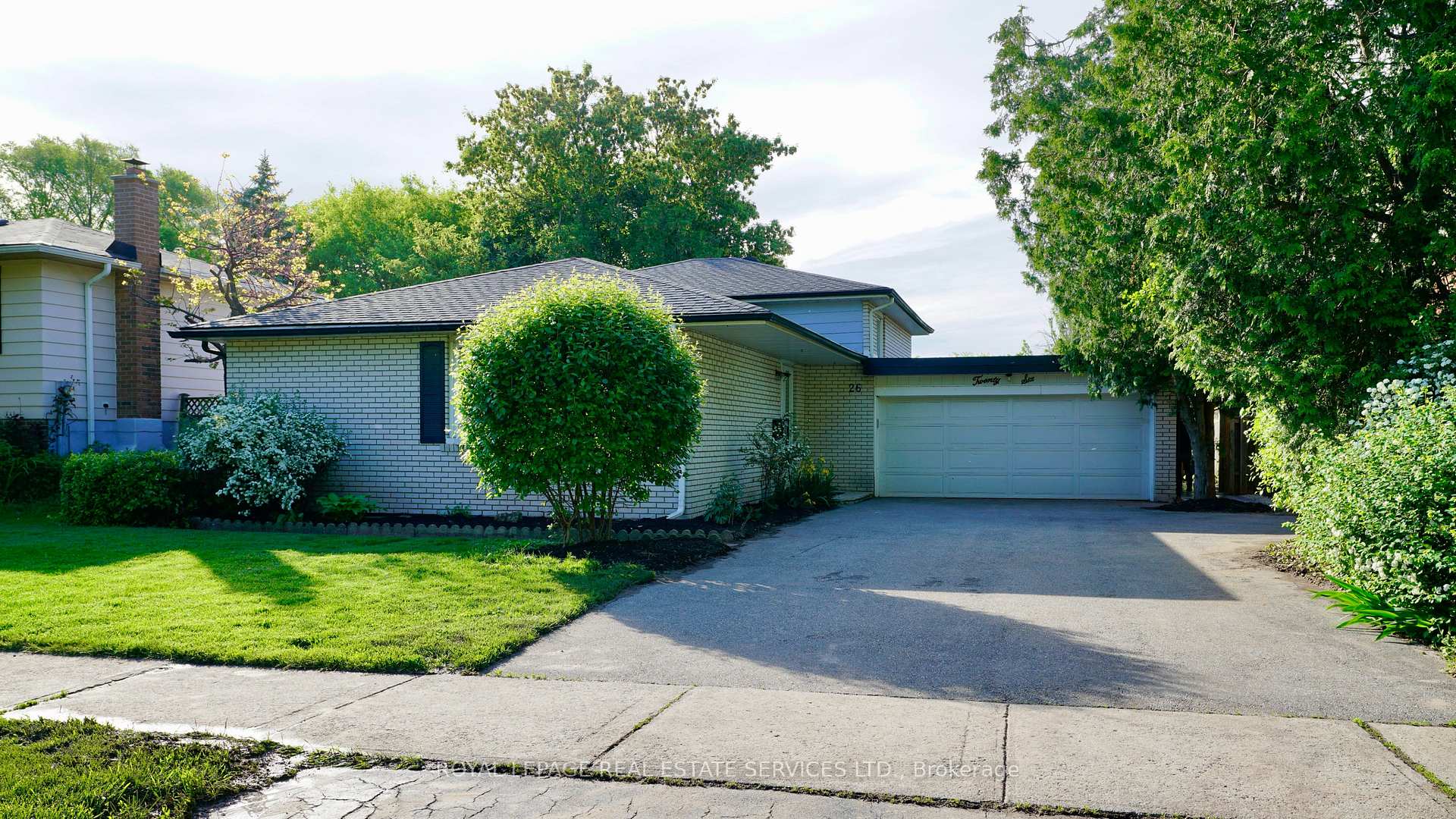 26 Miller Road, Oakville, ON L6H 1J6