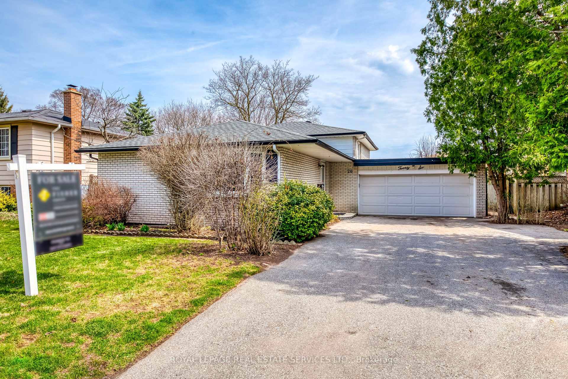 26 Miller Road, Oakville, ON L6H 1J6