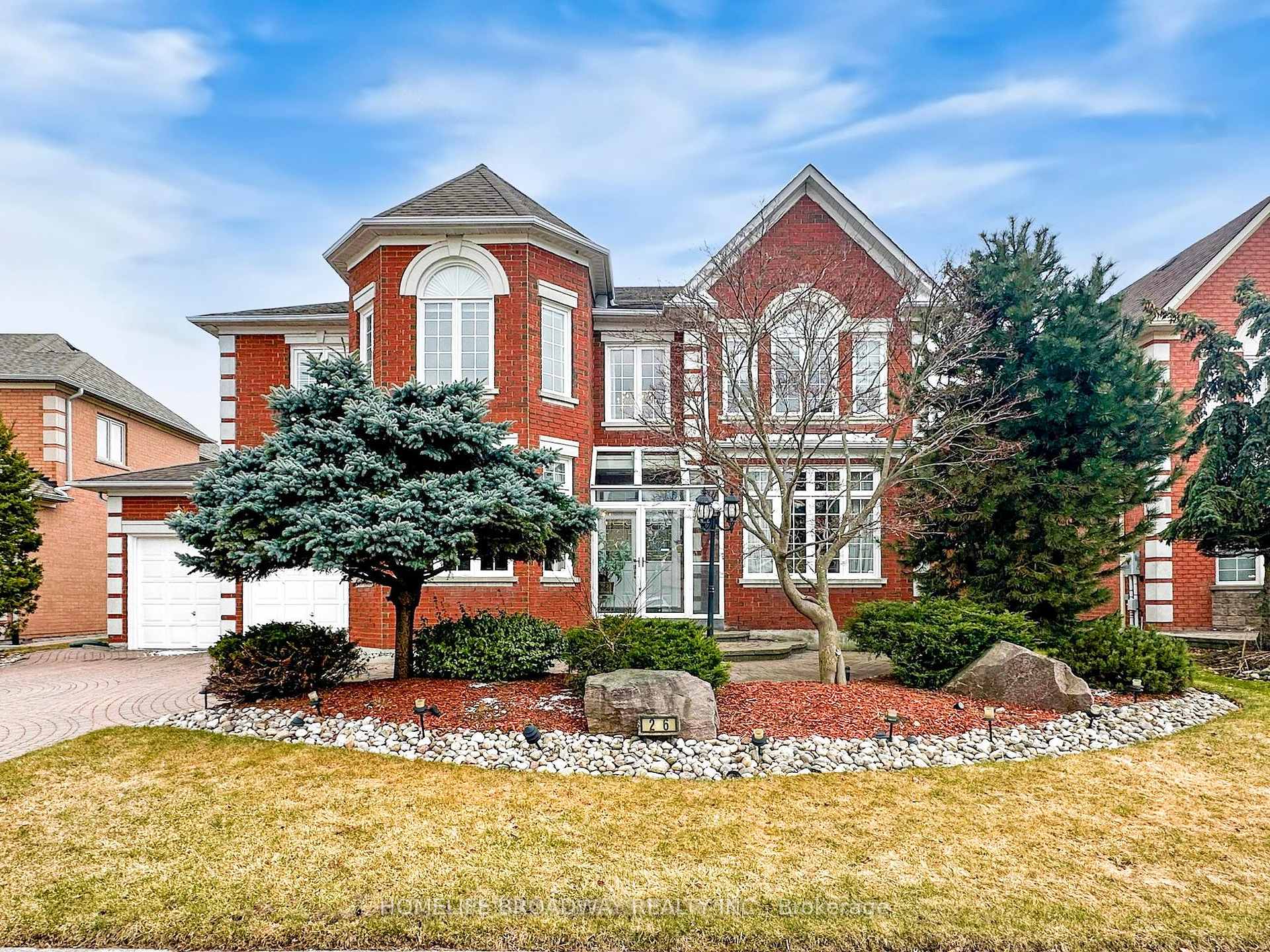 26 Yellow Birch Crescent, Richmond Hill, ON L4B 3R4