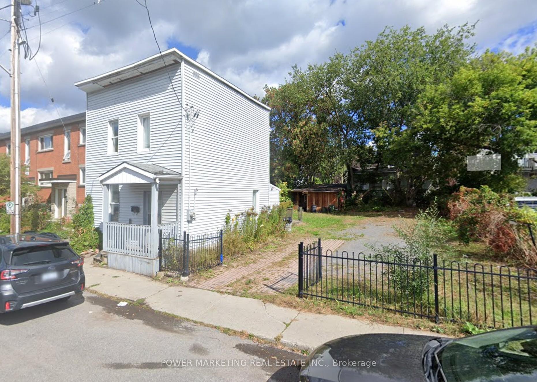 261-265 DUROCHER Street, Vanier and Kingsview Park, ON K1L 7S5