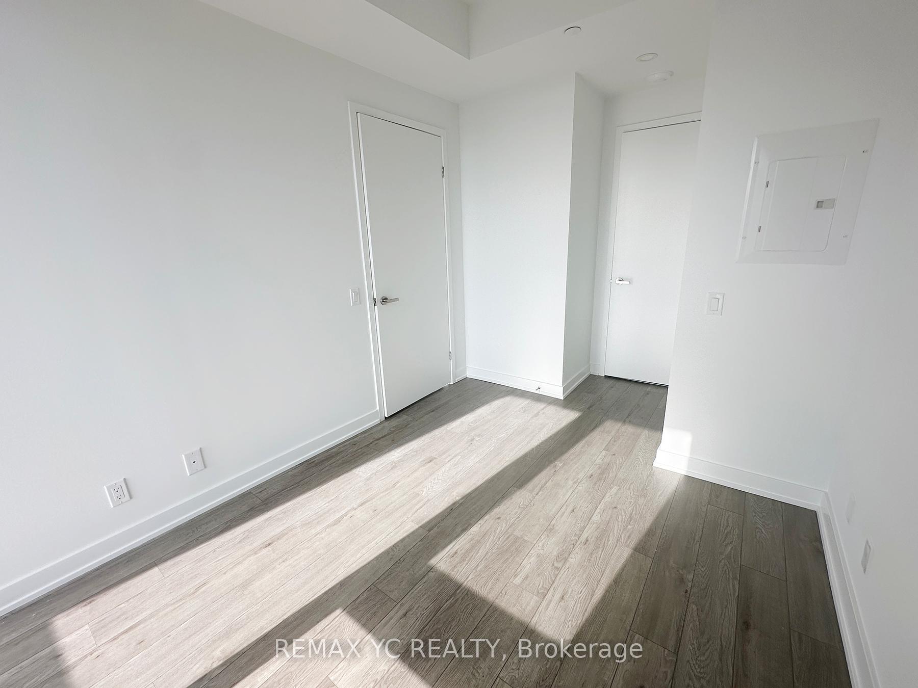 2611 - 4955 Yonge Street, Toronto, ON M2N 0L8