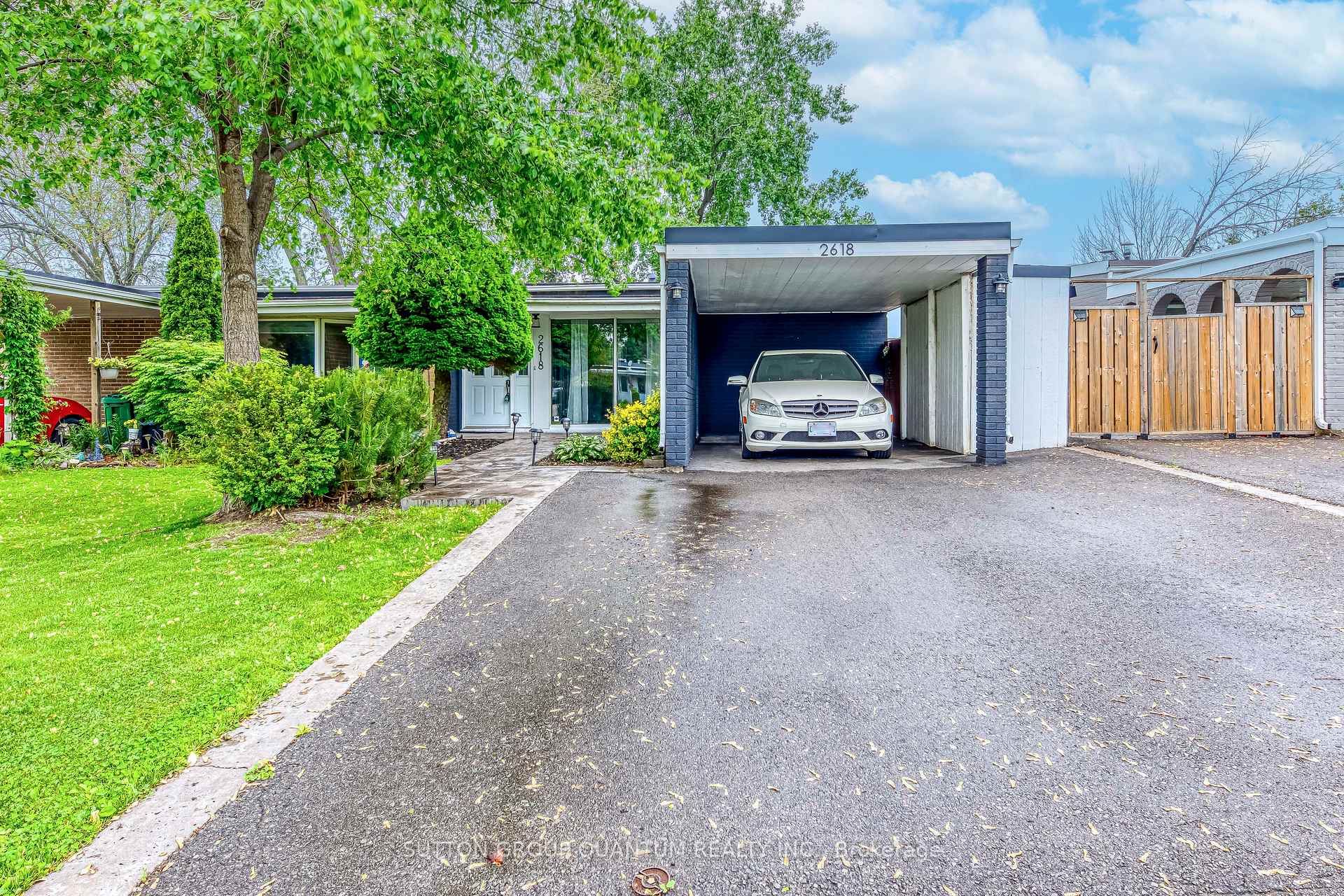 2618 constable Road, Mississauga, ON L5J 1W2