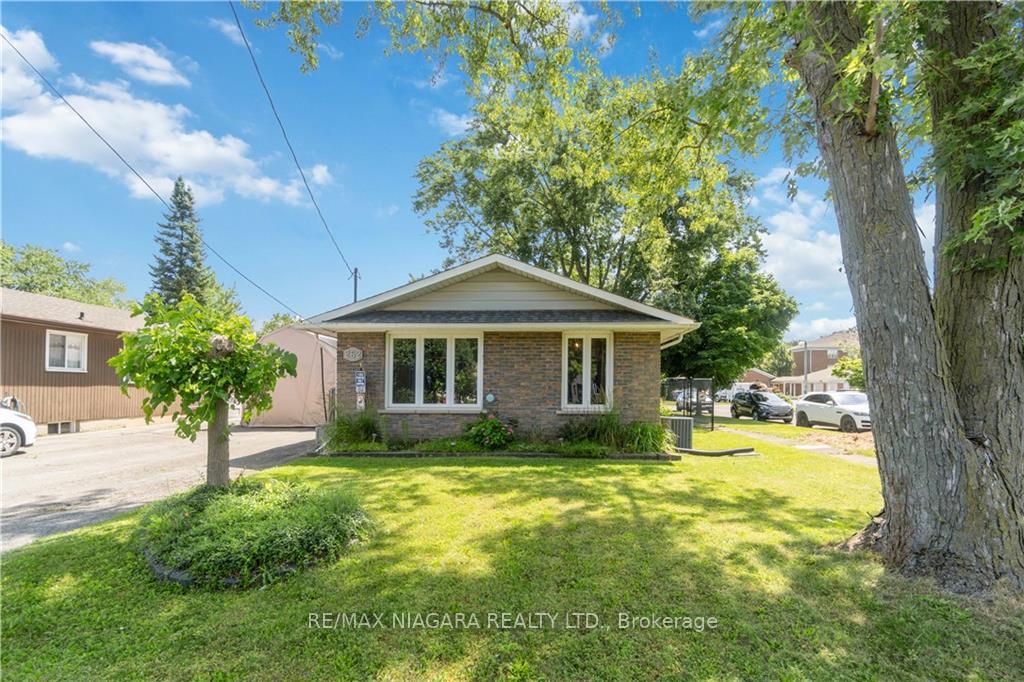 262 First Avenue, Welland, ON L3C 1Y8