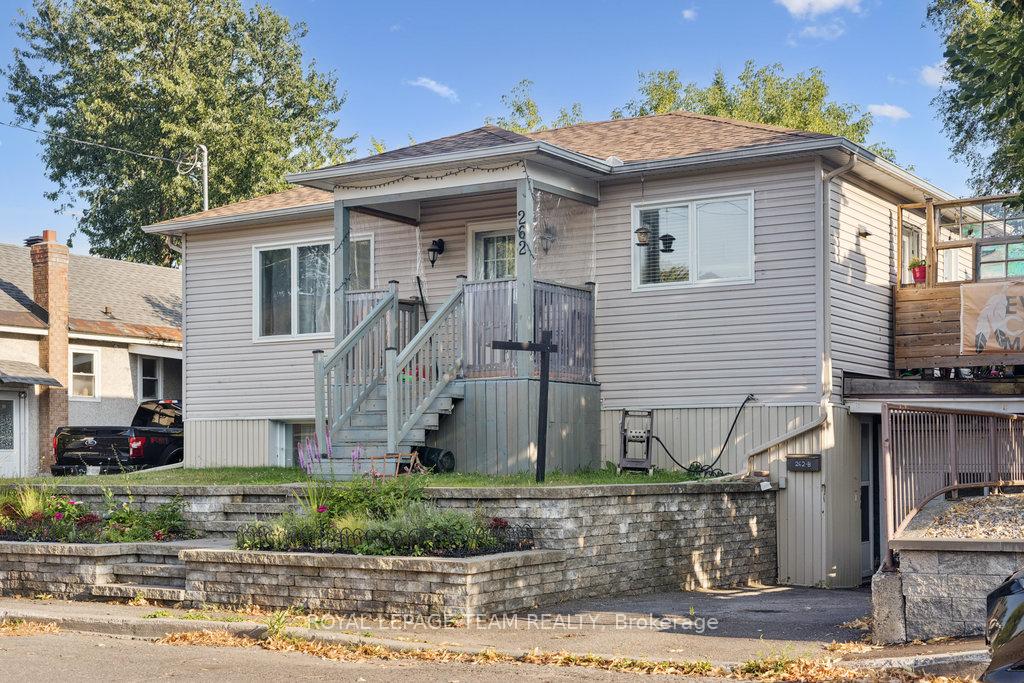 262 St Jacques Street, Vanier and Kingsview Park, ON K1L 5G7