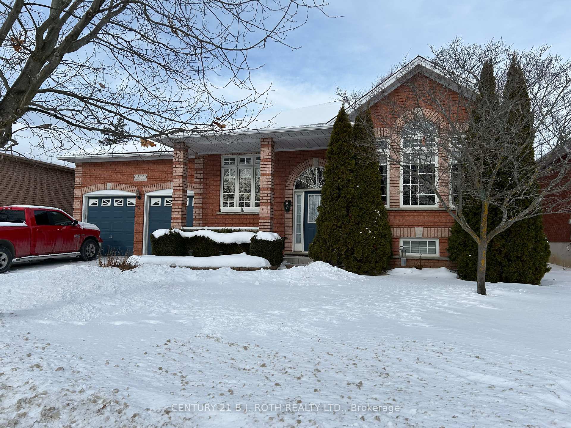 263 Dock Road, Barrie, ON L4N 0L3