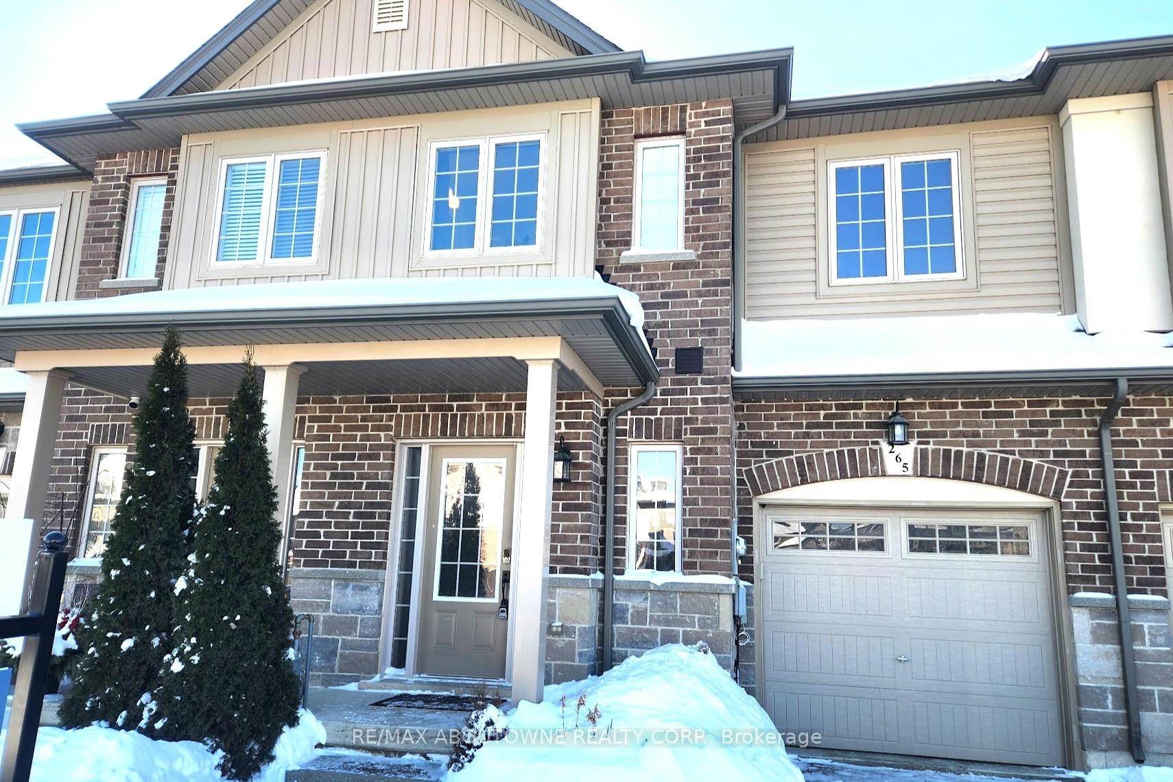 265 Pumpkin Pass, Hamilton, ON L0R 1C0