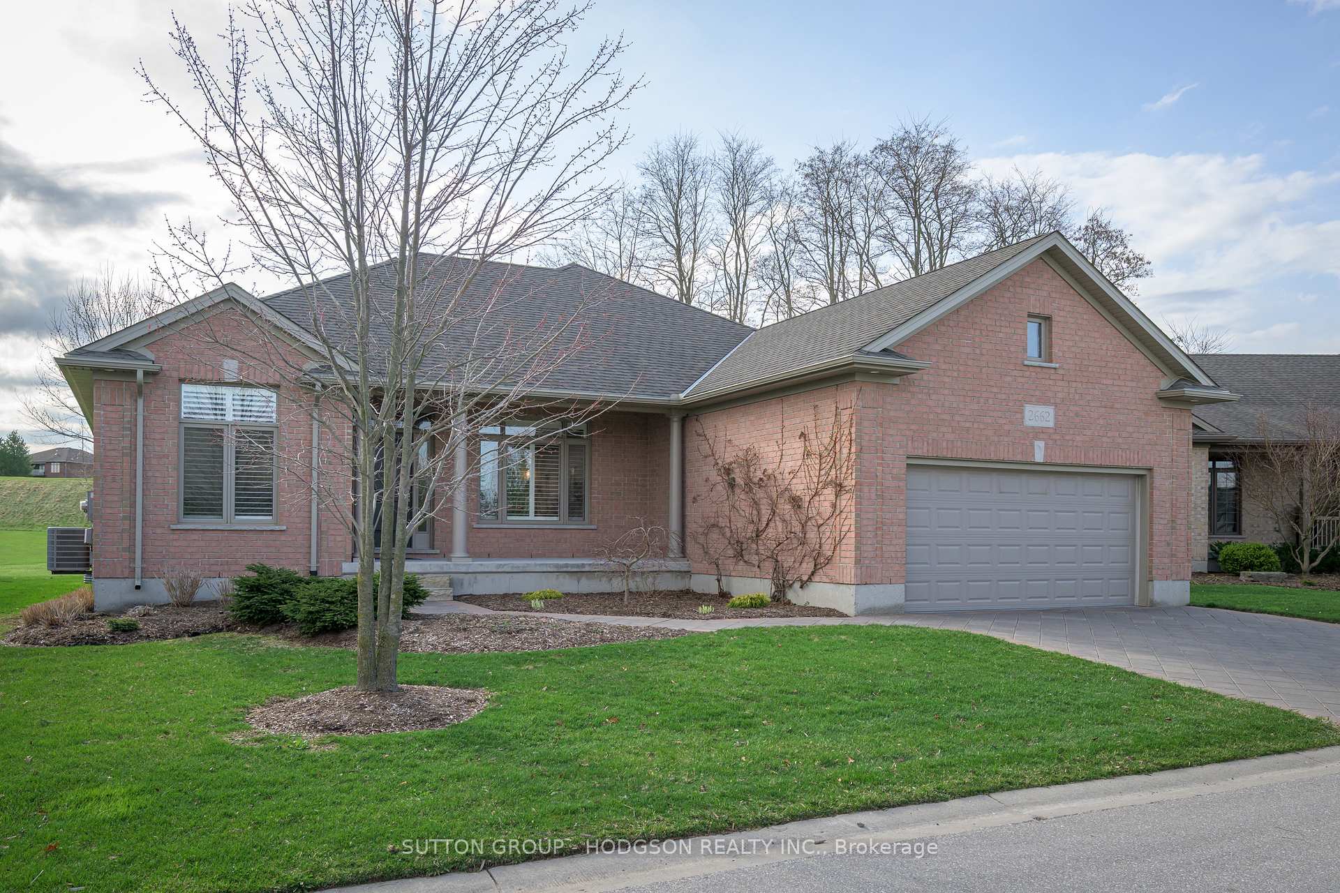 2662 Sandra Post Crescent, London South, ON N6K 5R4