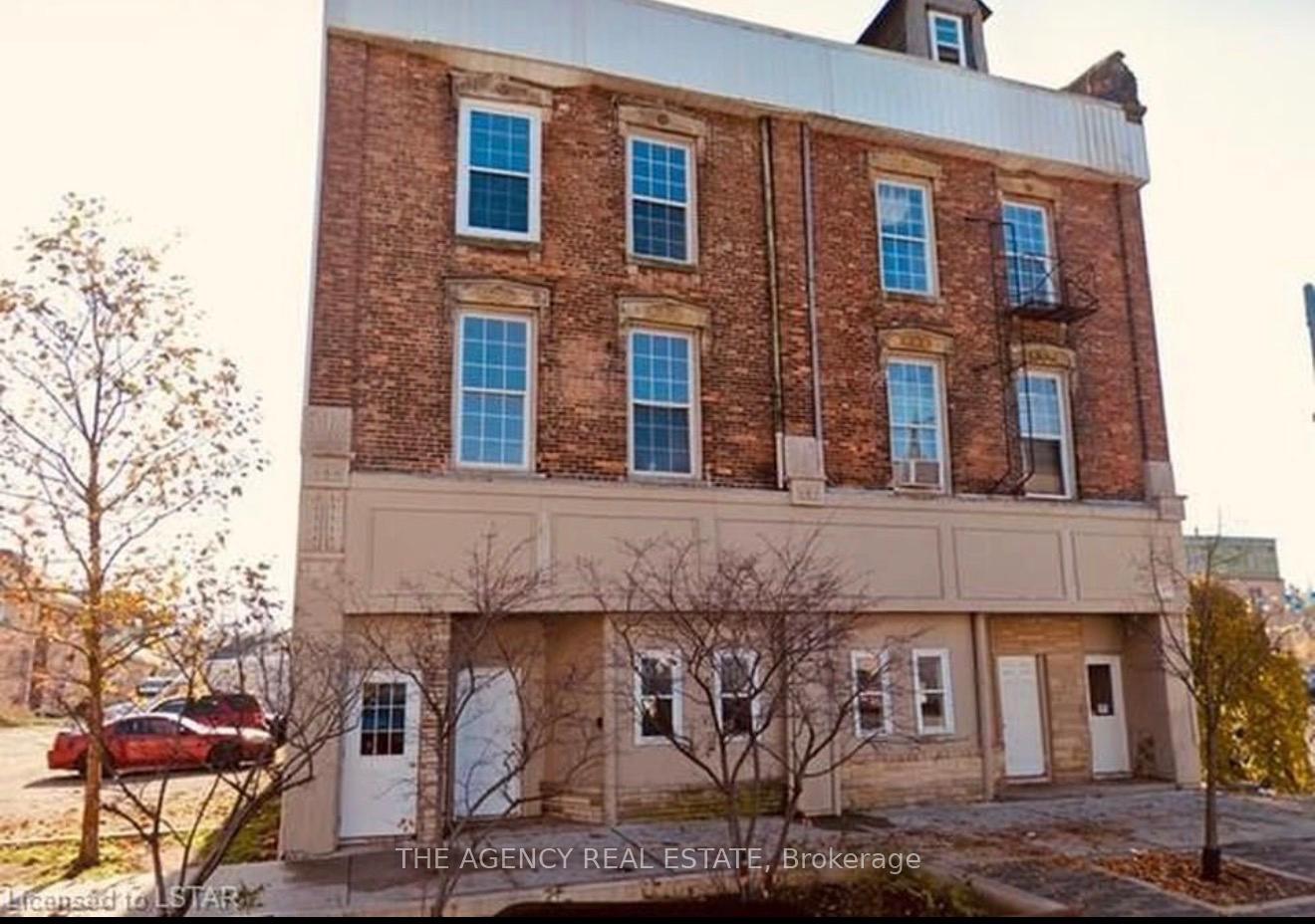 12 - 268 Talbot Street, St. Thomas, ON N5P 1B4