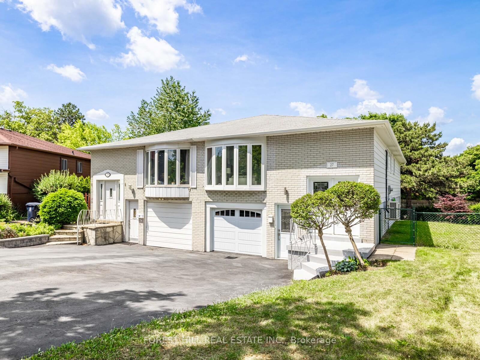 27 Apache Trail, Toronto, ON M2H 2H7